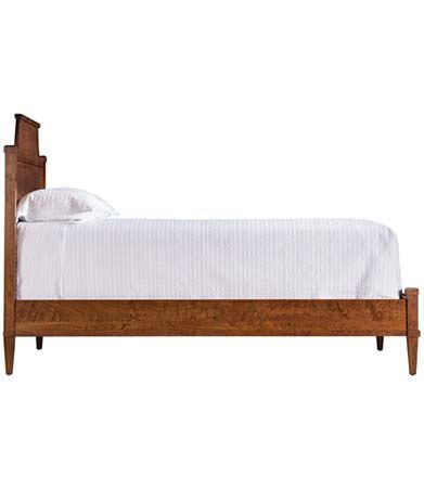 Gat Creek Bedroom Kelly Bed - Queen 82142 - Klingman's