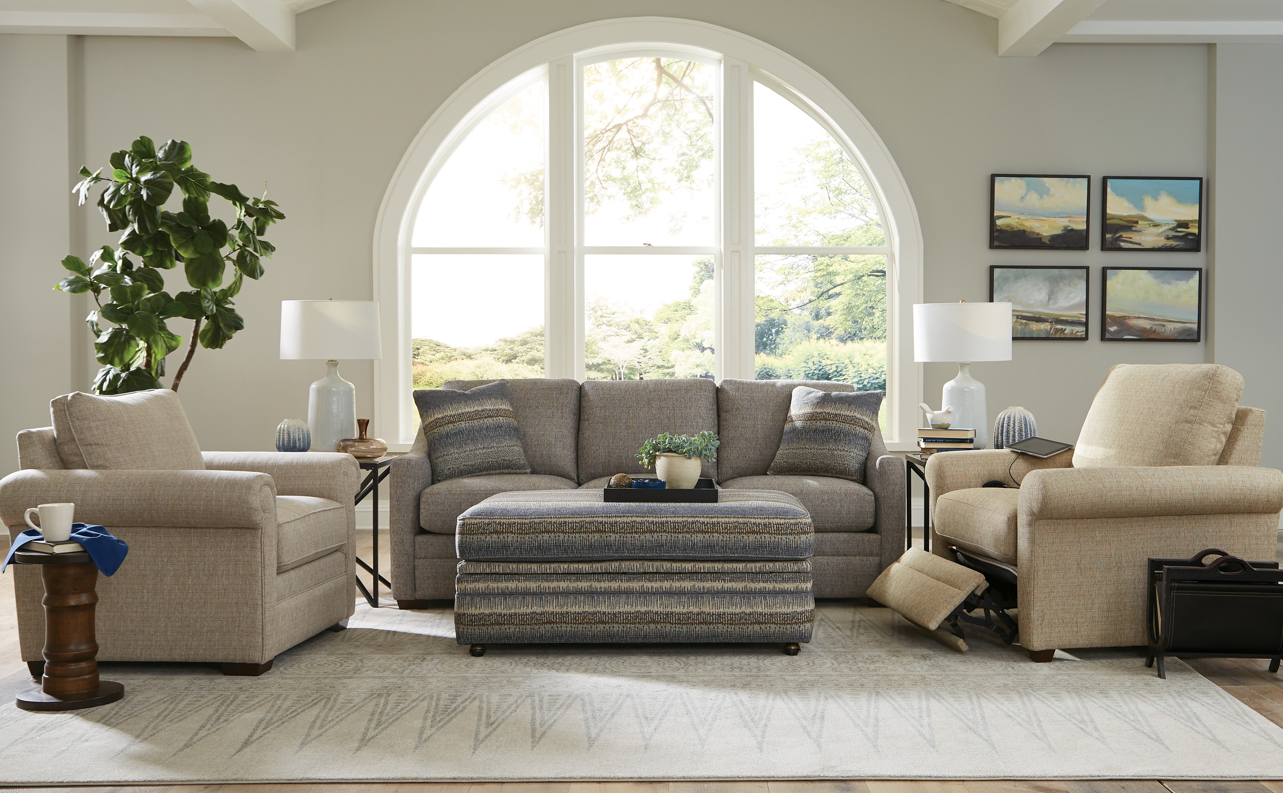 Craftmaster F914150 Living Room Sofa