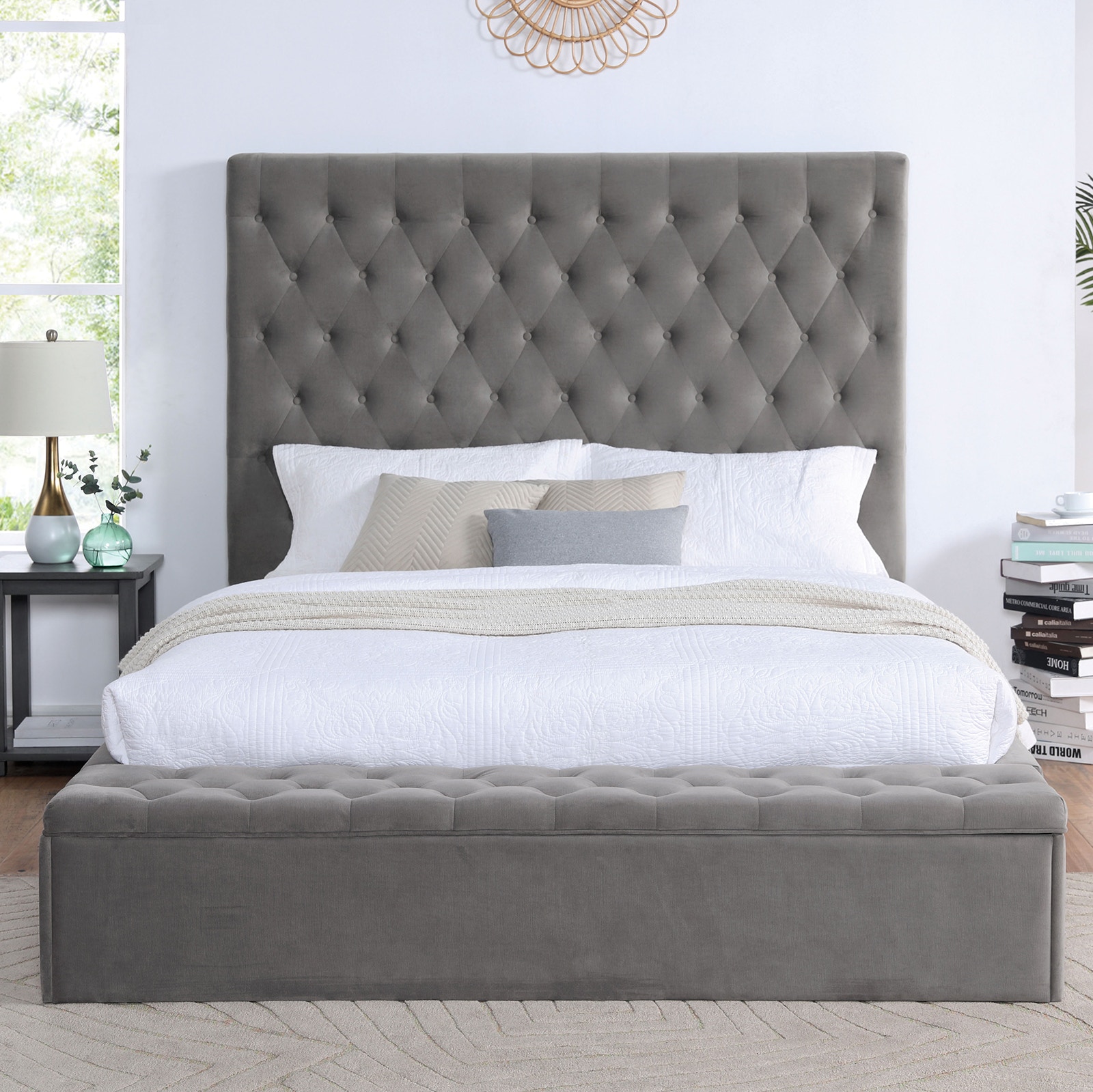 American queen size bed store