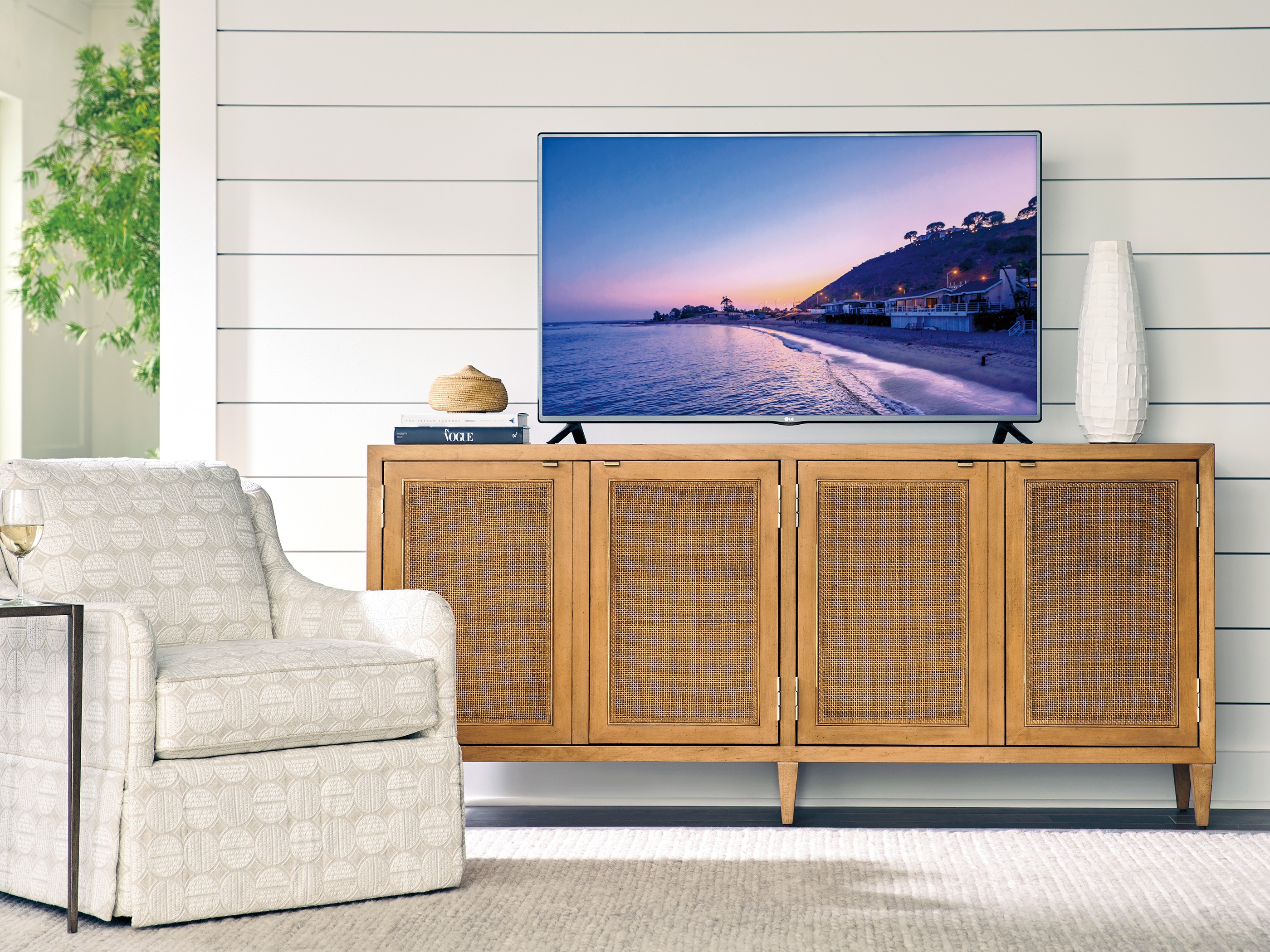 Barclay Butera by Lexington Living Room Bluebird Media Console 934-907 ...