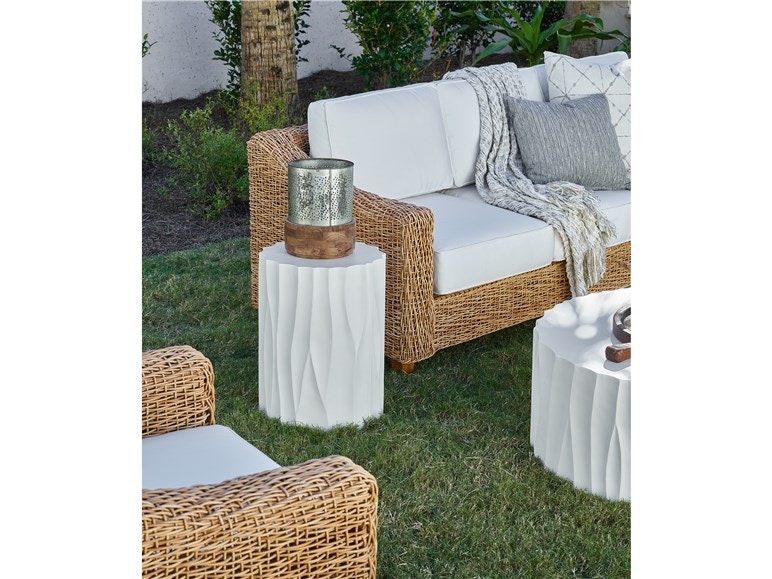 Coastal Living by Universal Outdoor Furniture Geneva End Table U012813 ...