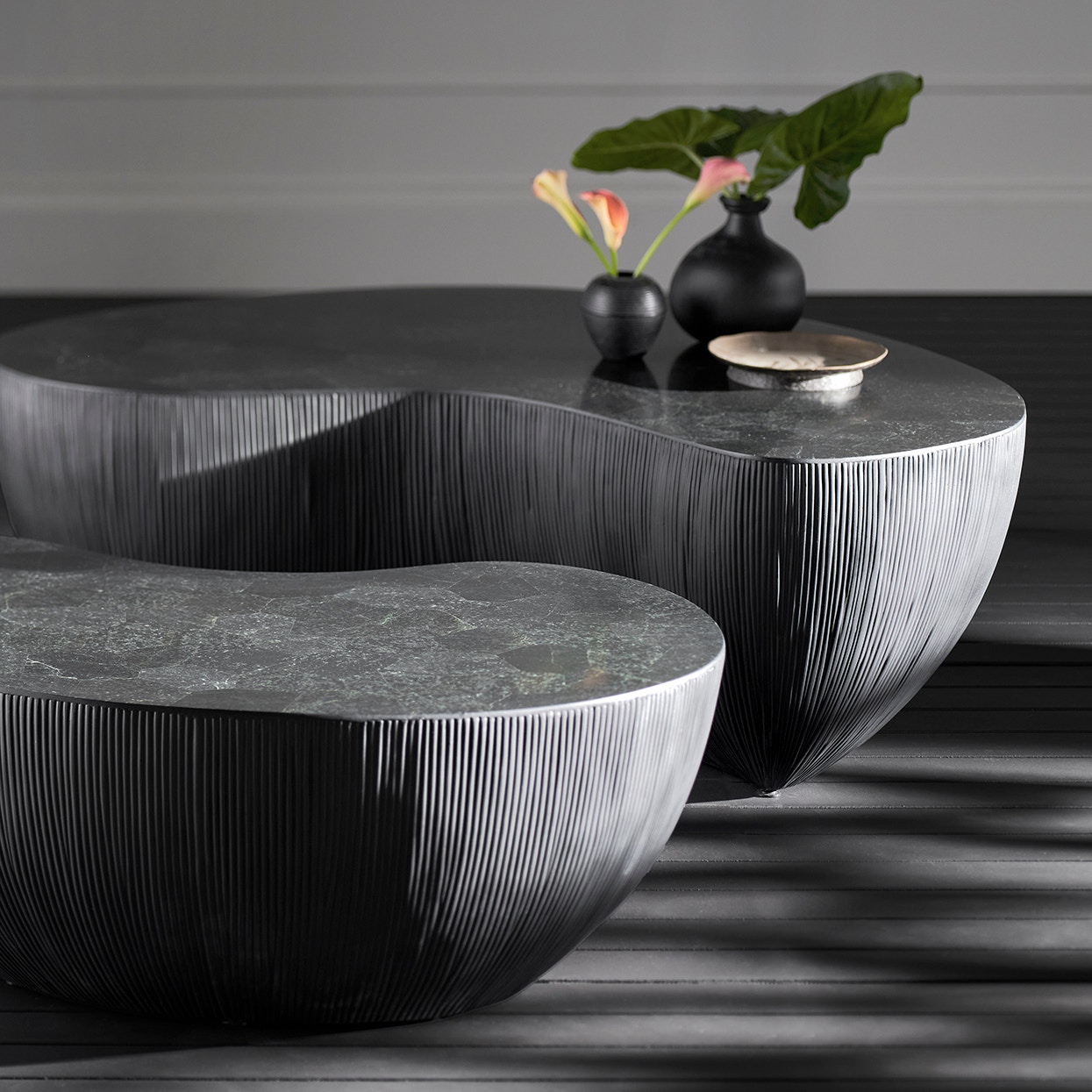 Calanova Outdoor Coffee Table Large, Black | PALECEK