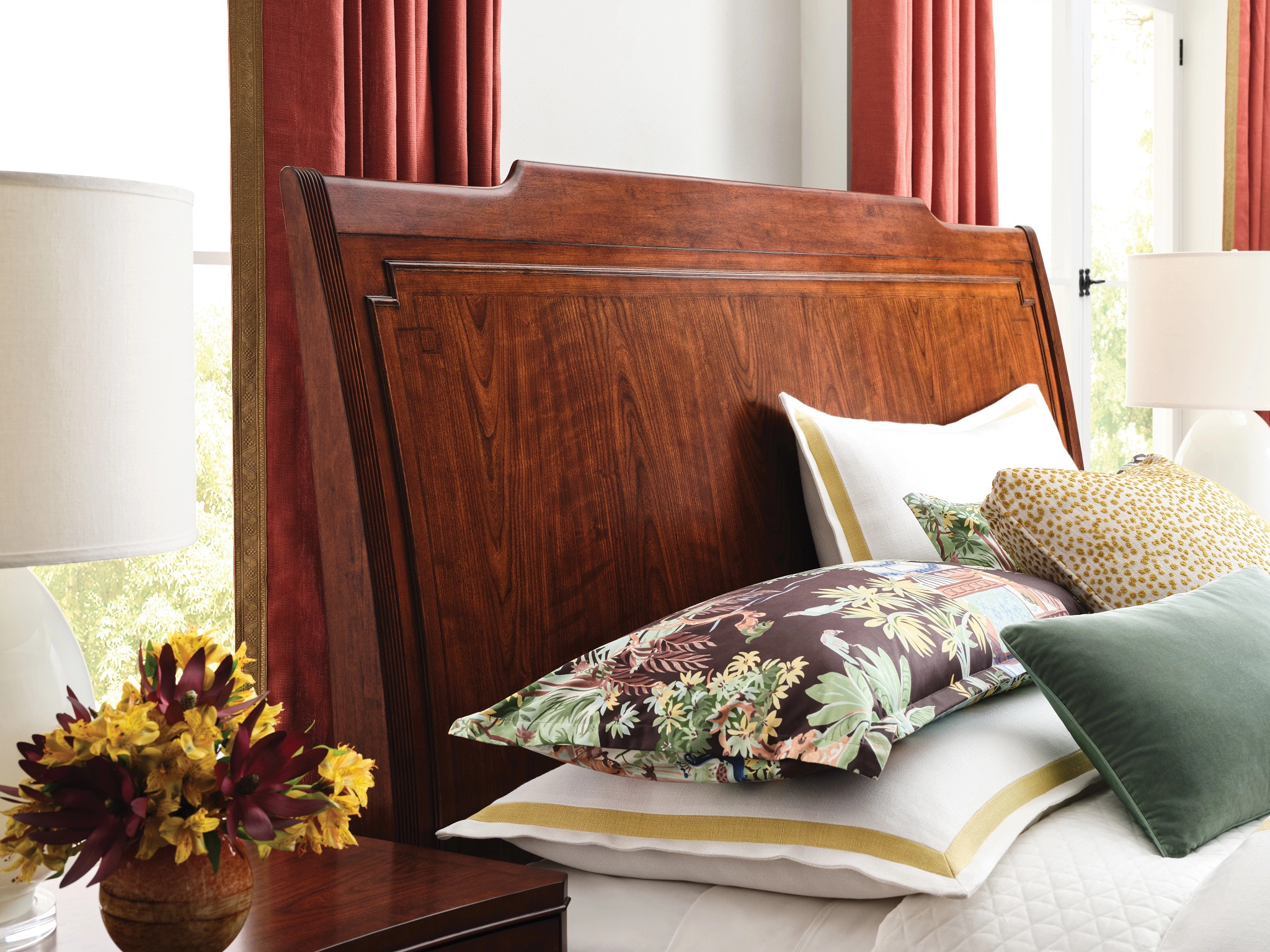 American Drew Bedroom Helmuth King Sleigh Bed - Complete 426-316R ...