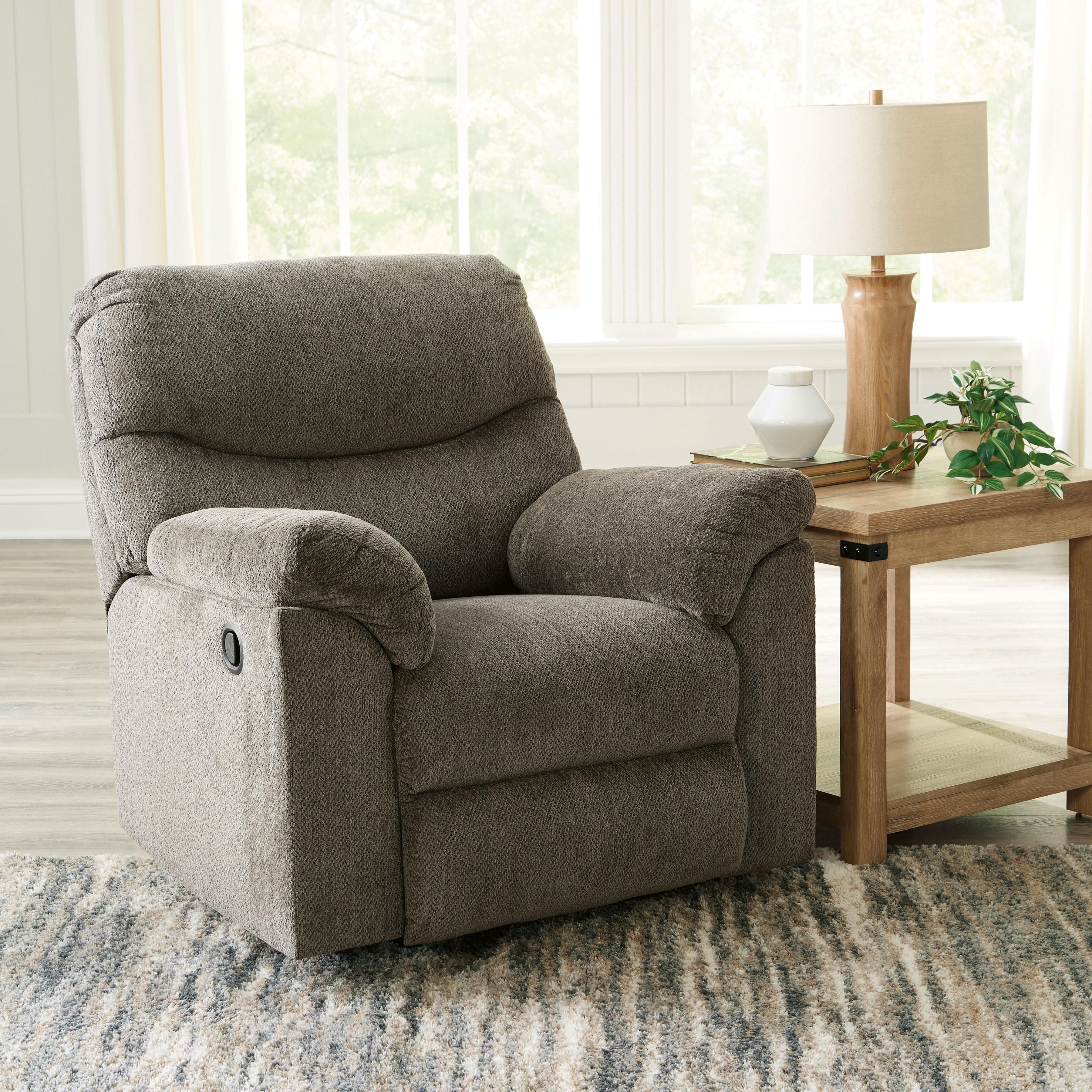 Ashley Alphons Alphons Recliner 2820125 - Portland, OR | Key Home ...