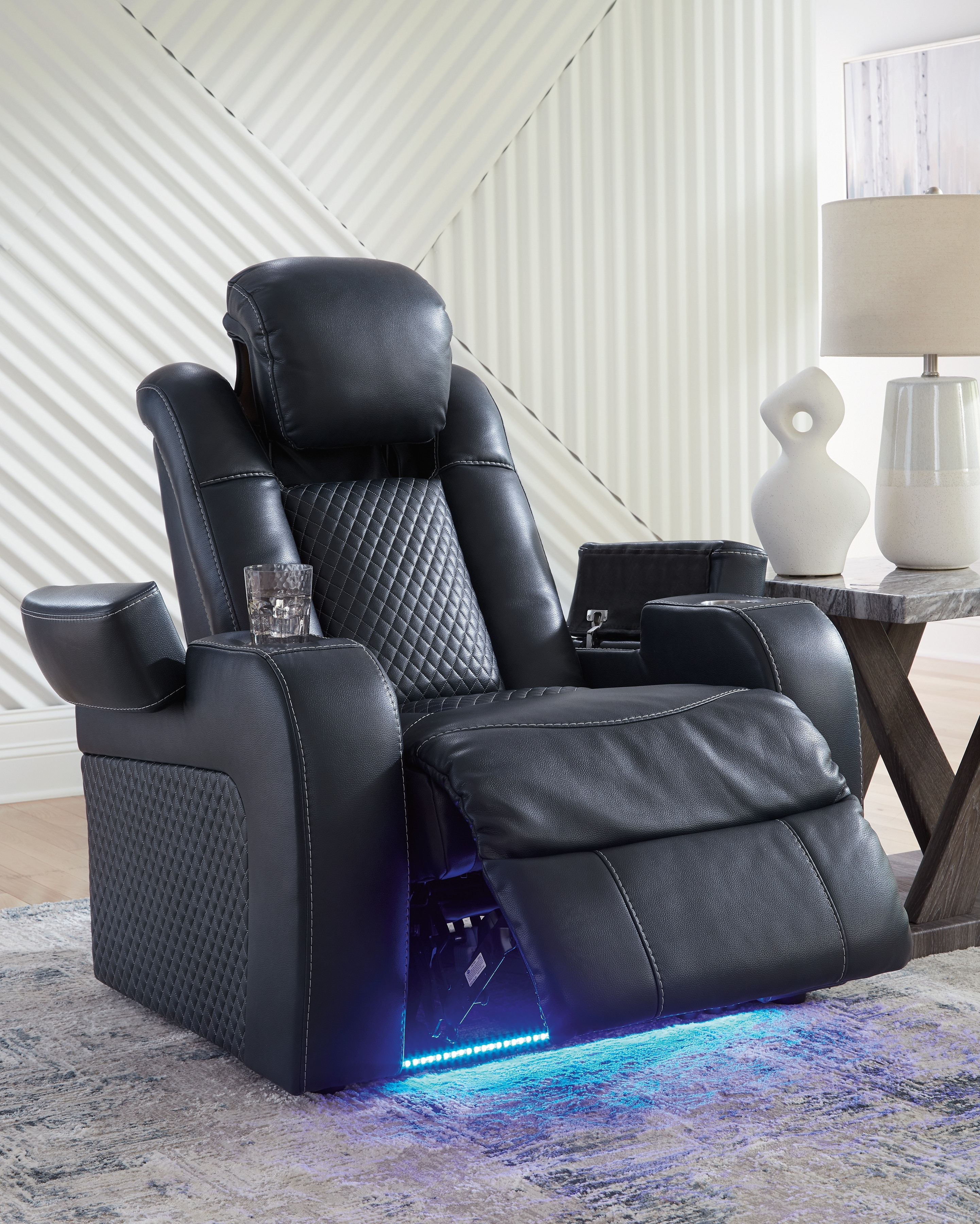 Signature Design by Ashley Living Room Fyne-Dyme Power Recliner 3660313 ...