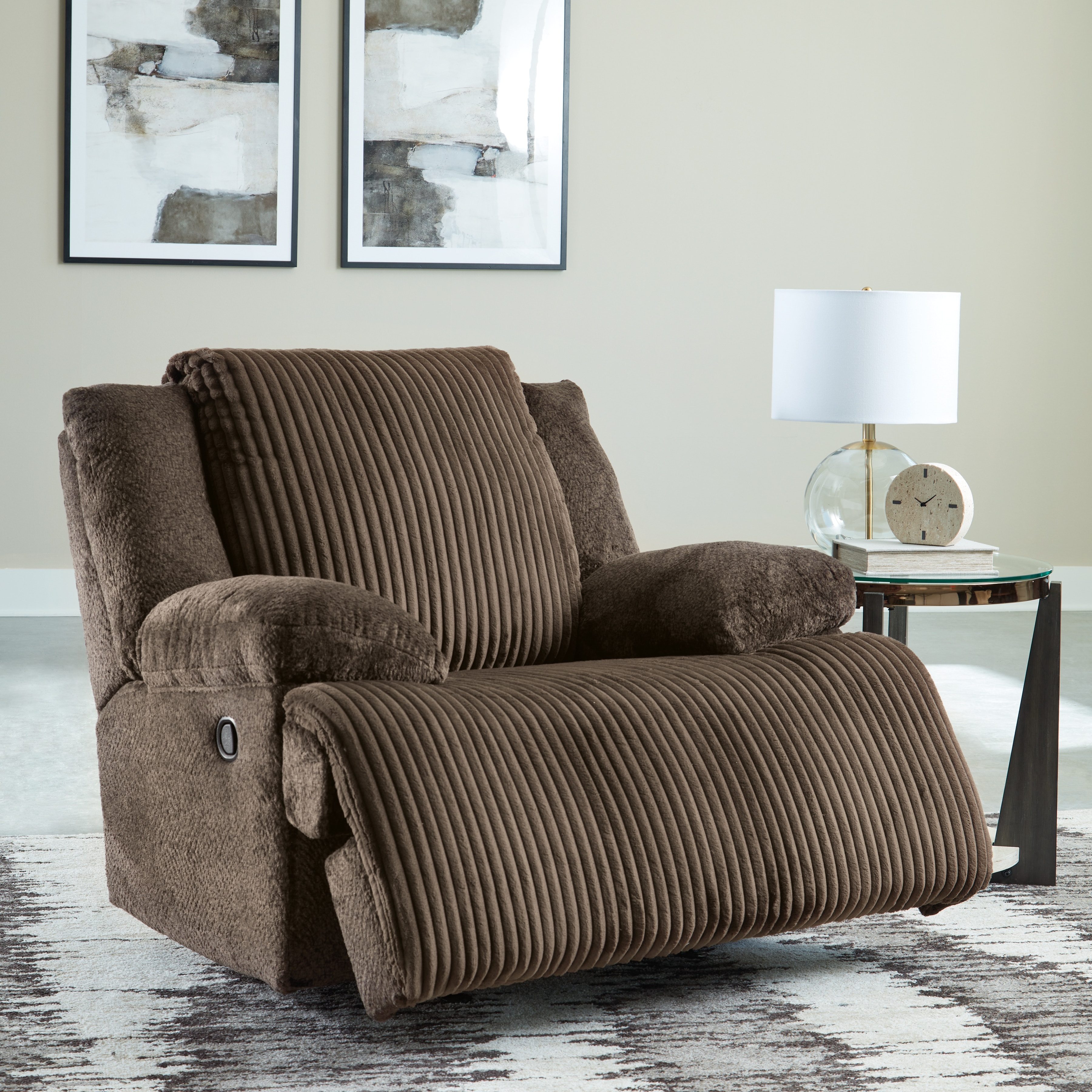 Top recliners store