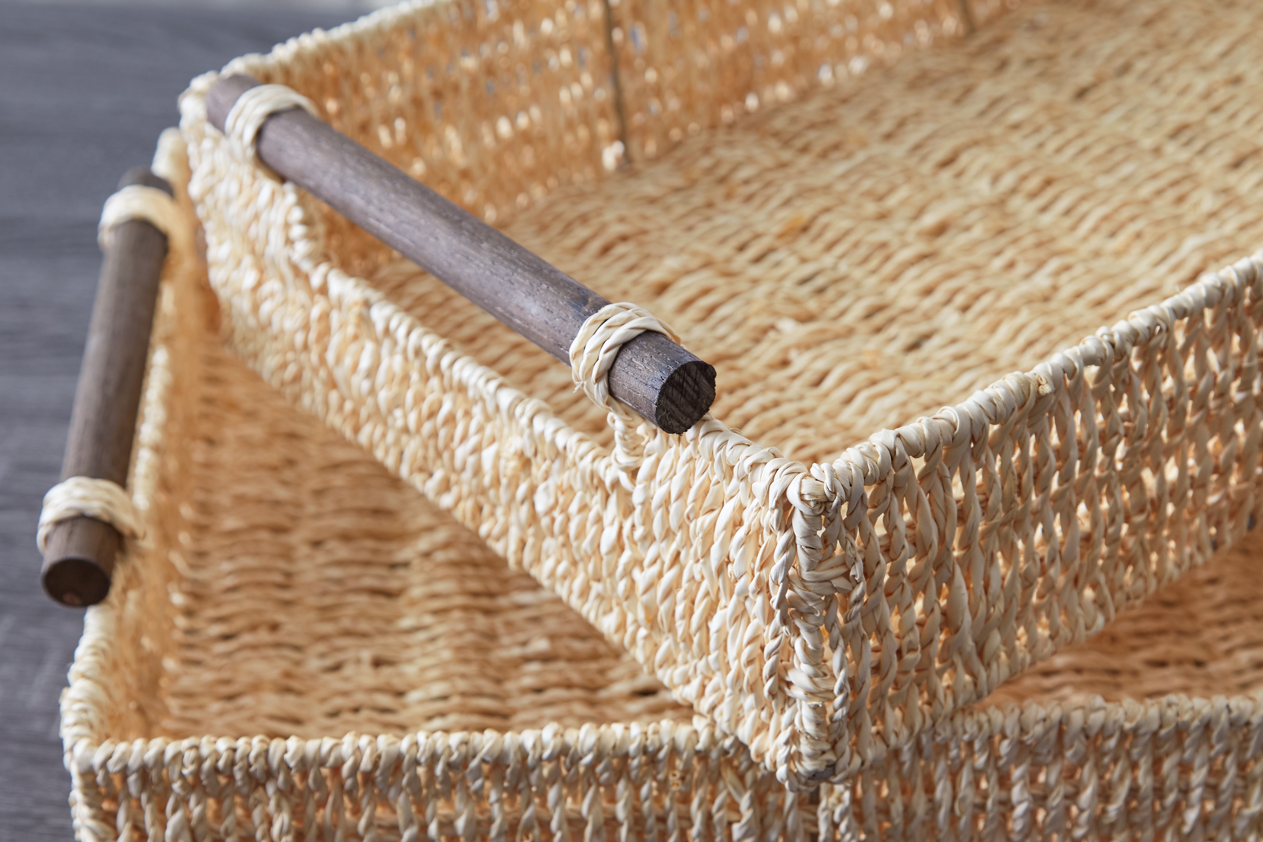 Ashley Halima Halima Tray (Set of 2) A2000465 - Portland, OR | Key Home ...