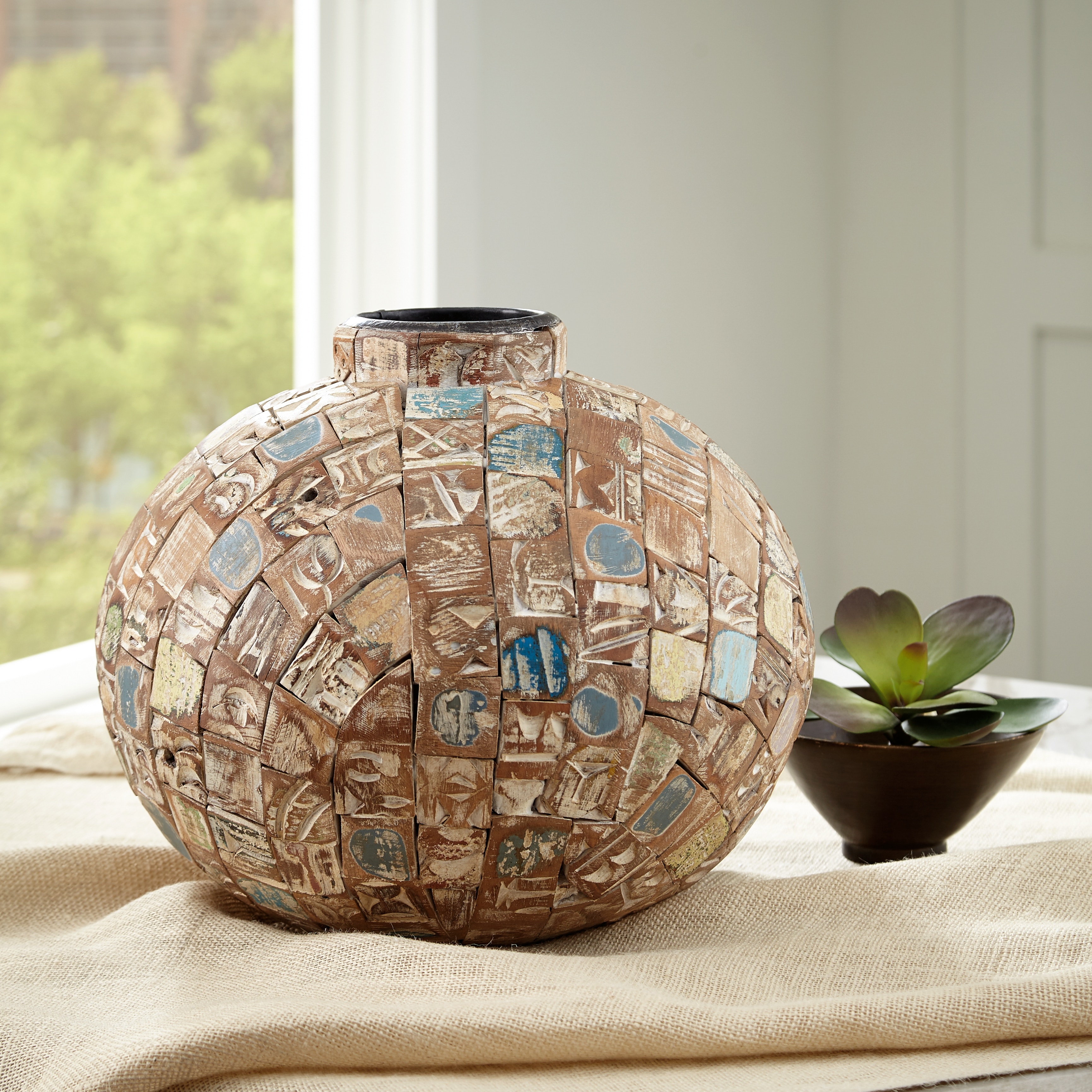 Signature Design by Ashley Home Accents Meltland Vase A2000558 - Art ...