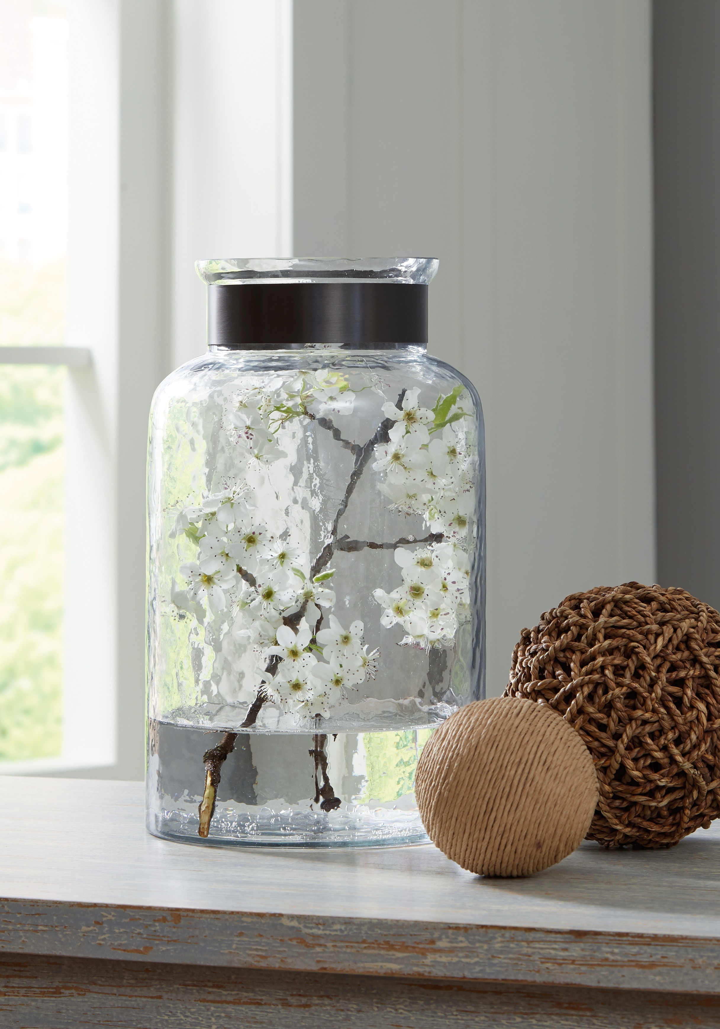 Signature Design by Ashley Home Accents Lukasvale Vase A2000585 ...