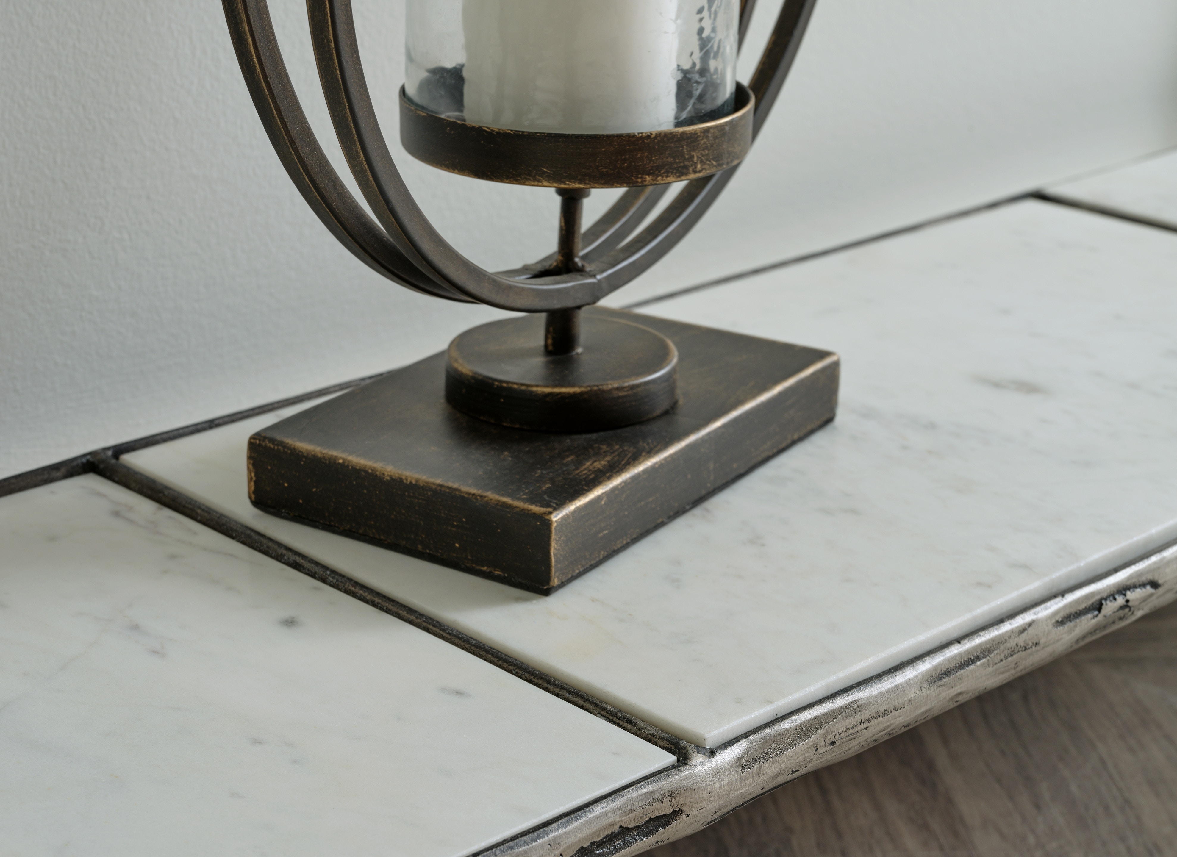 Signature Design by Ashley Living Room Ryandale Console Sofa Table ...