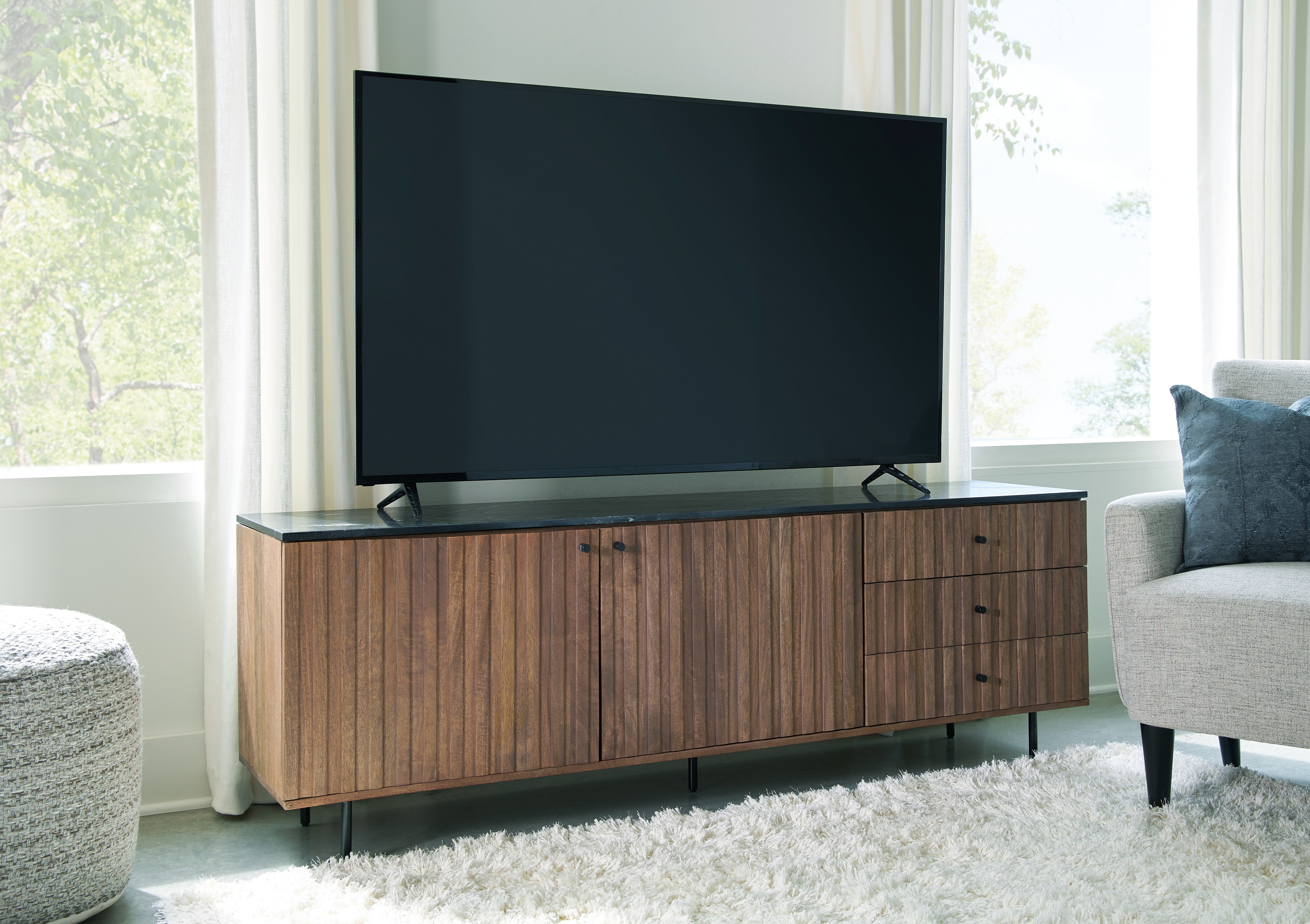 Signature Design by Ashley Living Room Barnford Accent Cabinet A4000535 ...