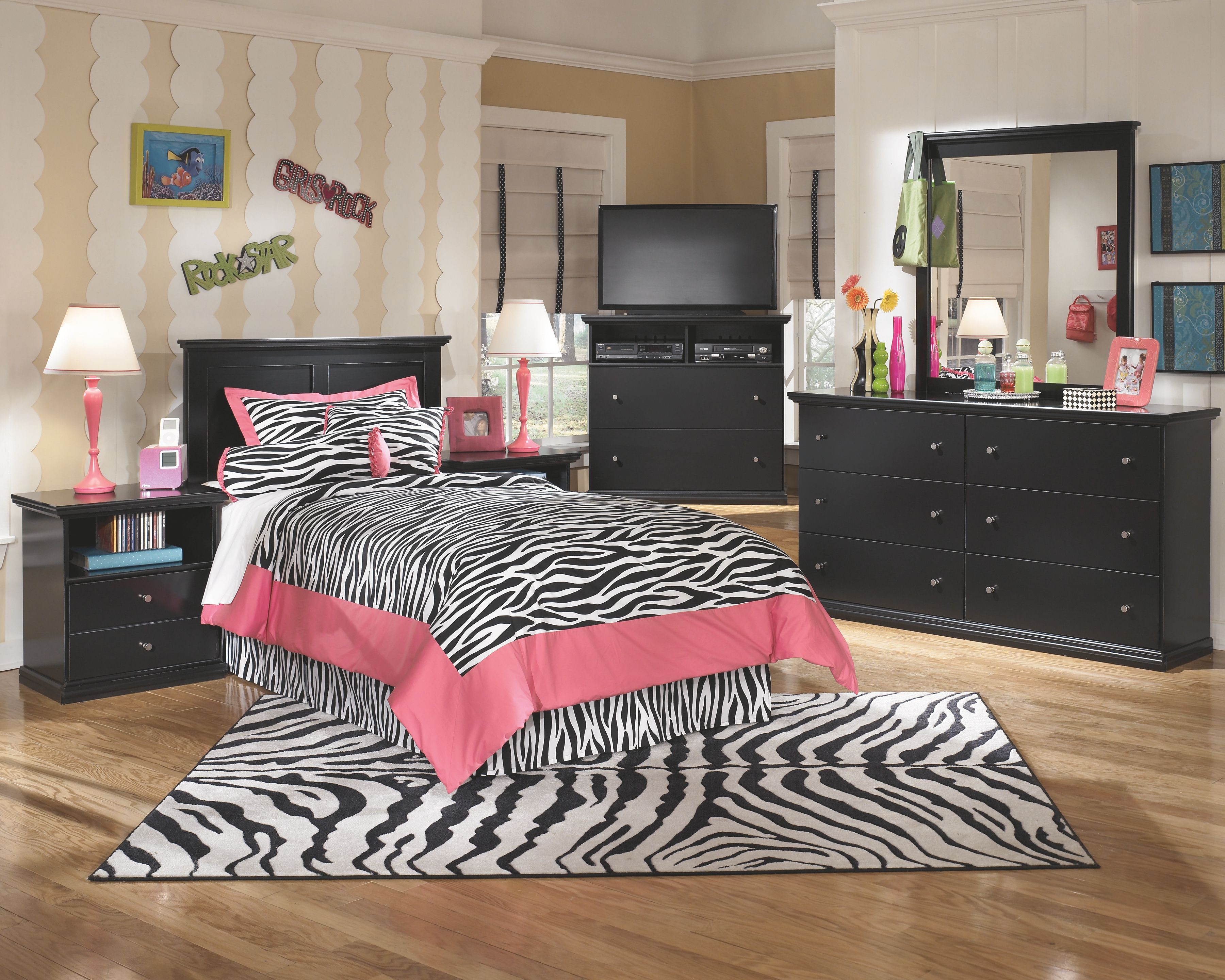 Signature Design by Ashley Bedroom Maribel Nightstand B138-91 - Hennen ...