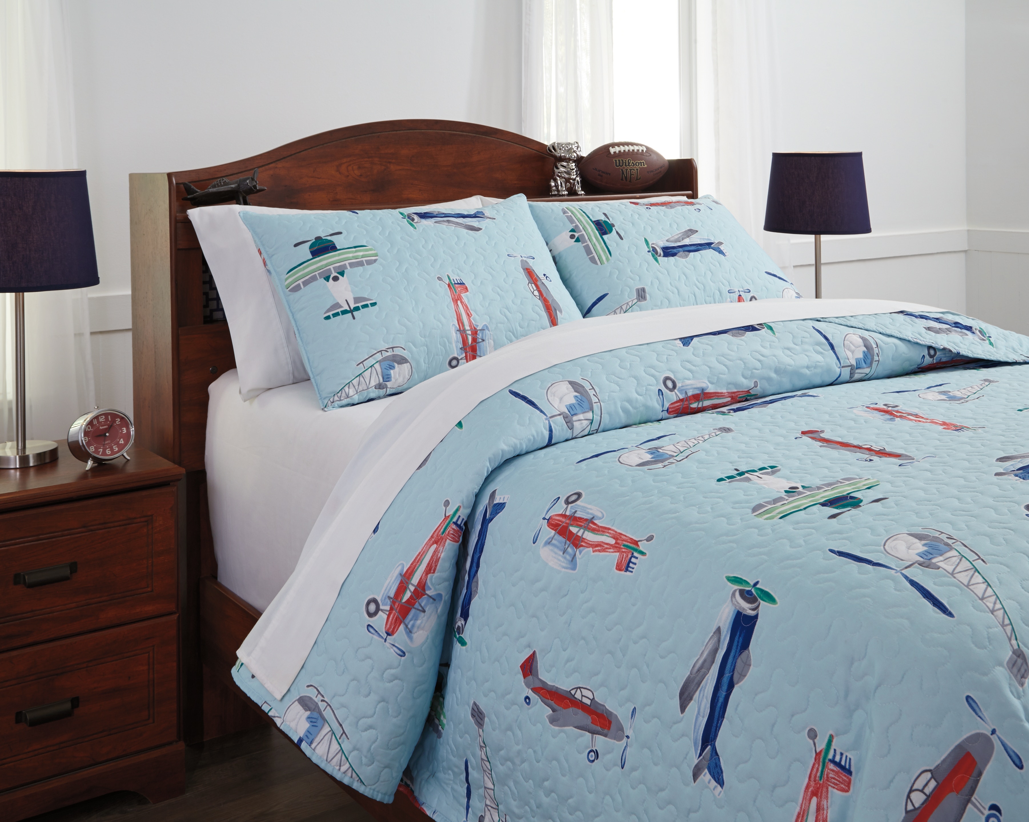 Signature Design by Ashley Bedding Essentials McAllen 3-Piece Full ...