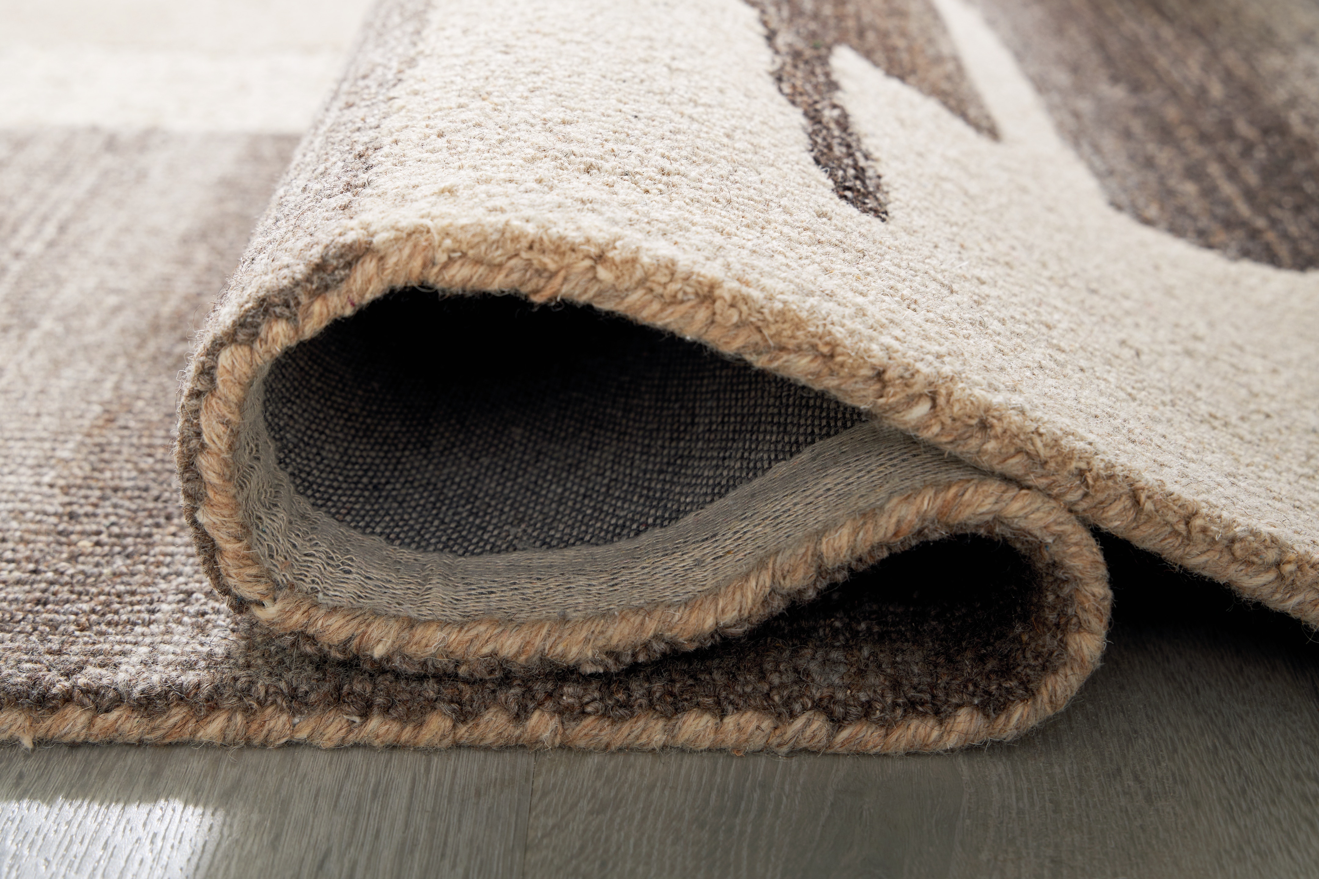 Signature Design by Ashley Area Rugs Kencher 5' x 7' Rug R406822 ...