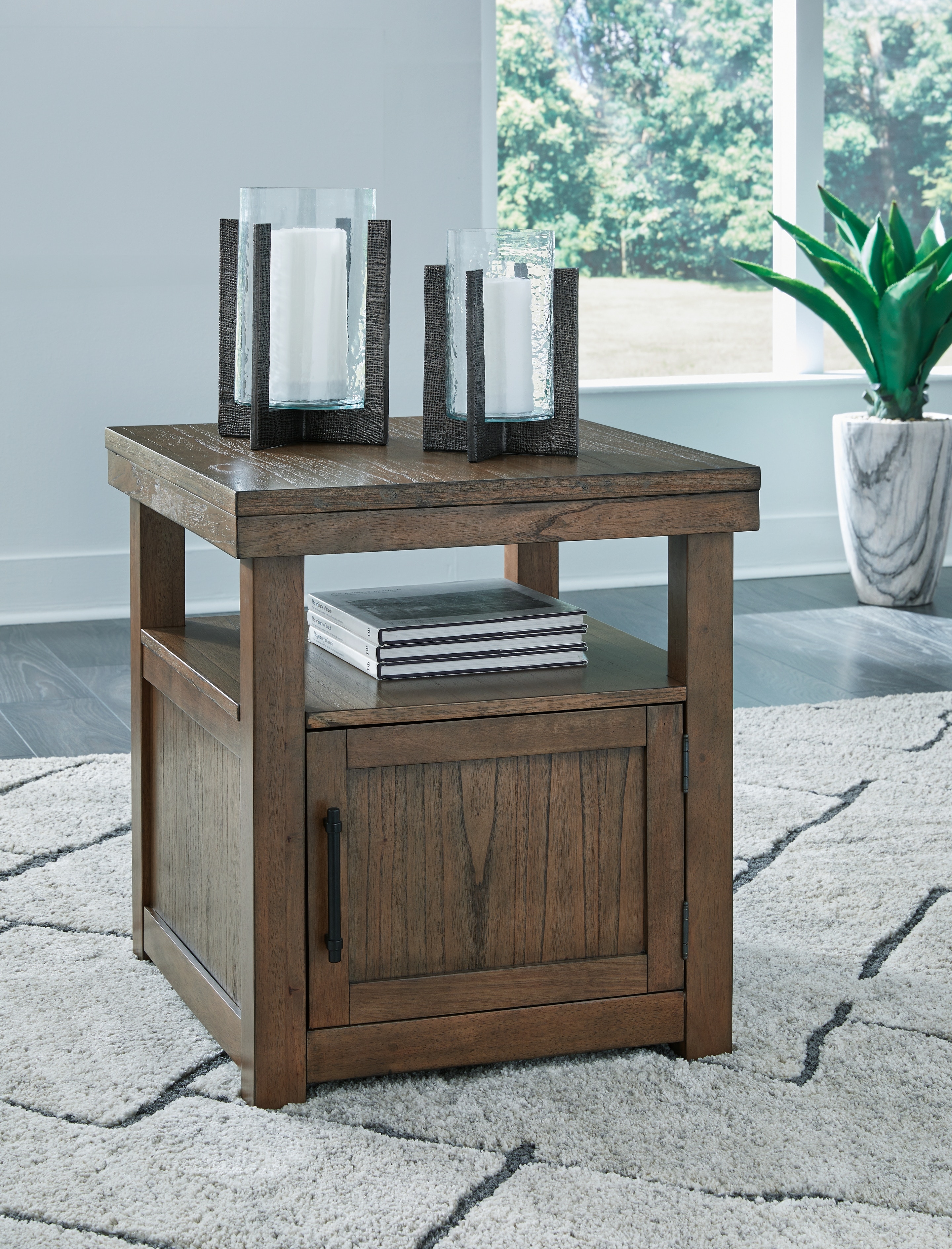 Signature Design by Ashley Living Room Boardernest End Table - Skaff ...