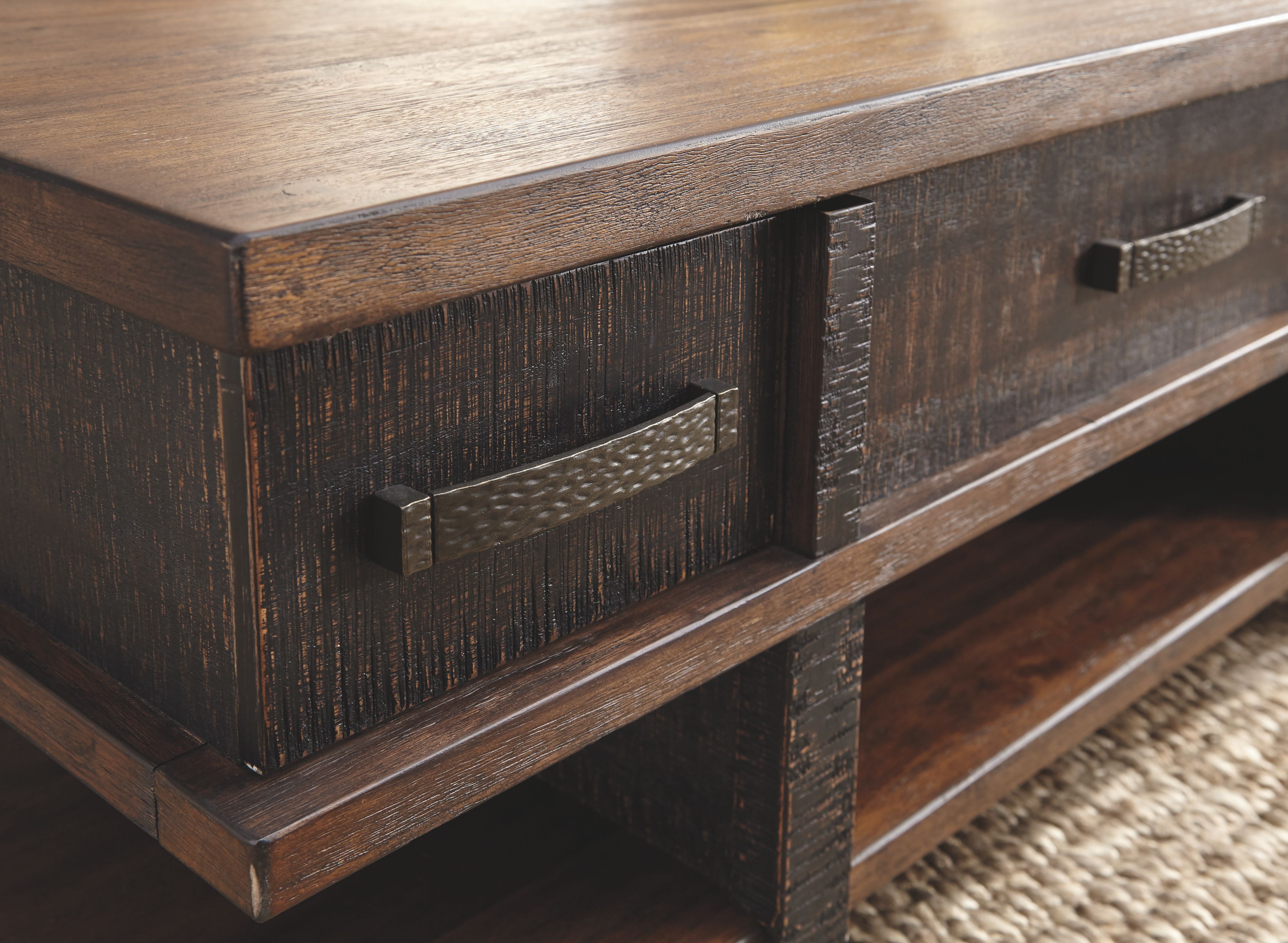 Stanah coffee table with lift top store