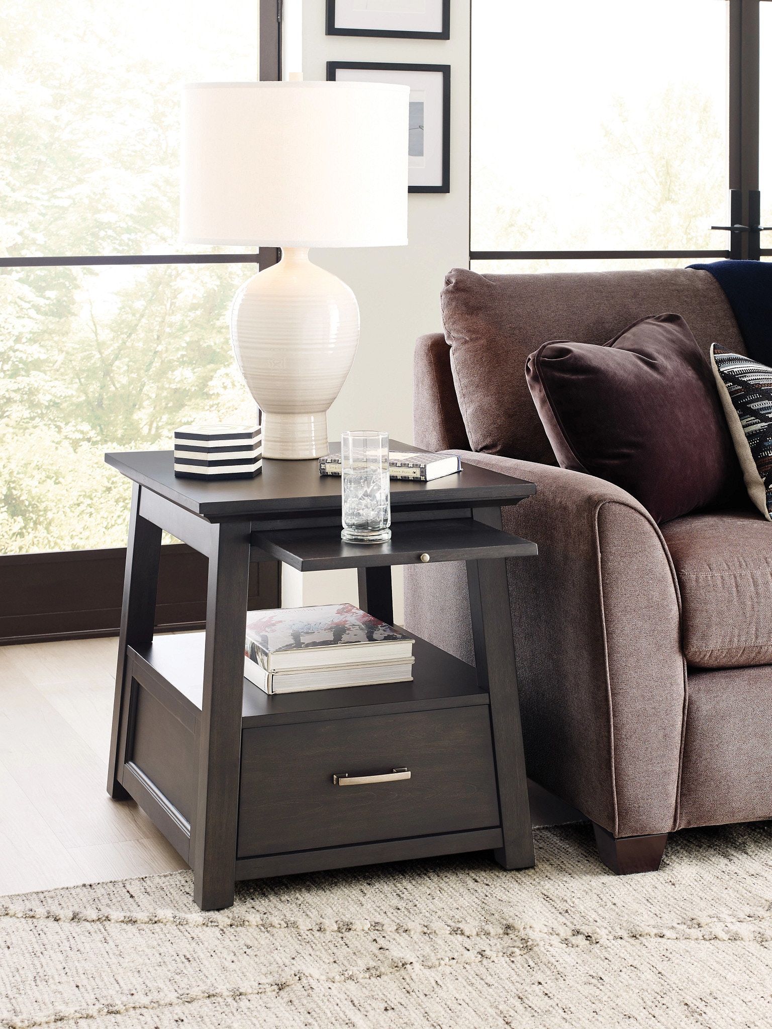 Hammary Bessemer 203-915 End Table