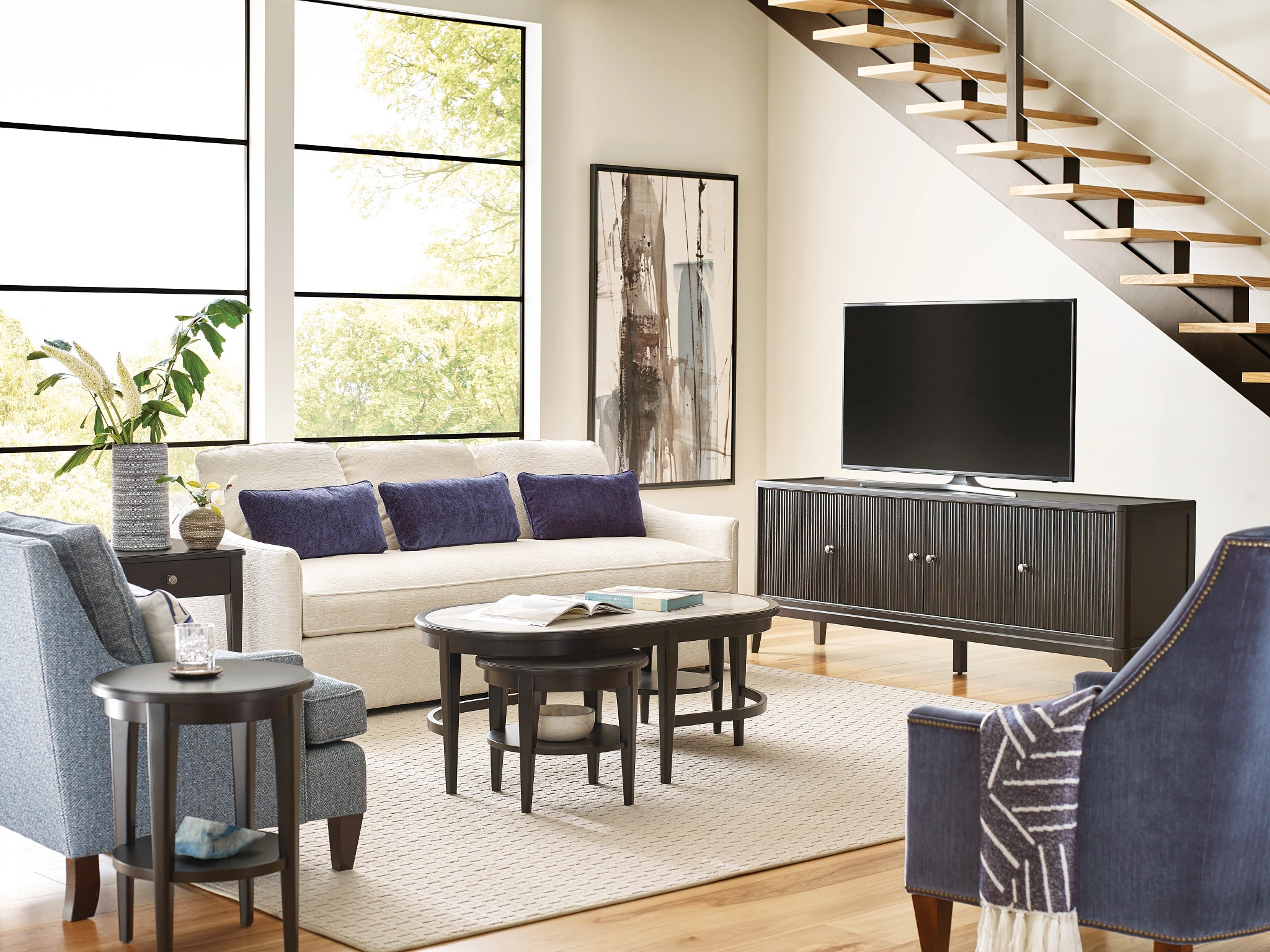 Showcase Oval Nesting Coffee Table