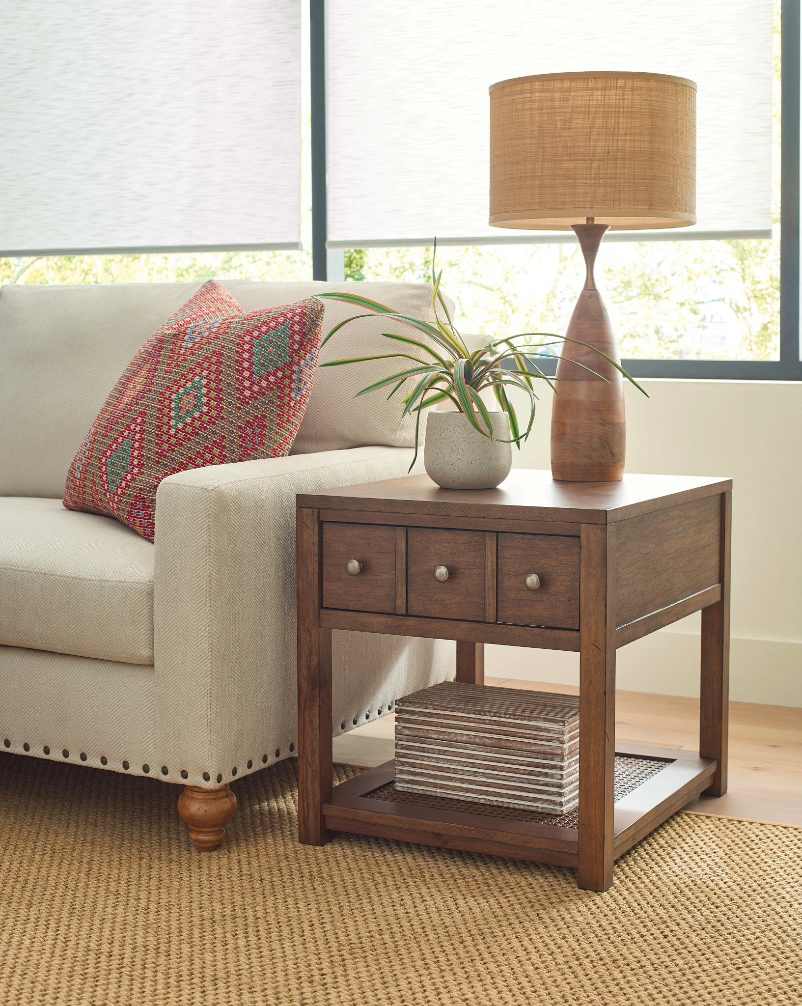 Hammary Living Room Rectangular Drawer End Table 207-915 | Hickory Furniture Mart | Hickory, NC