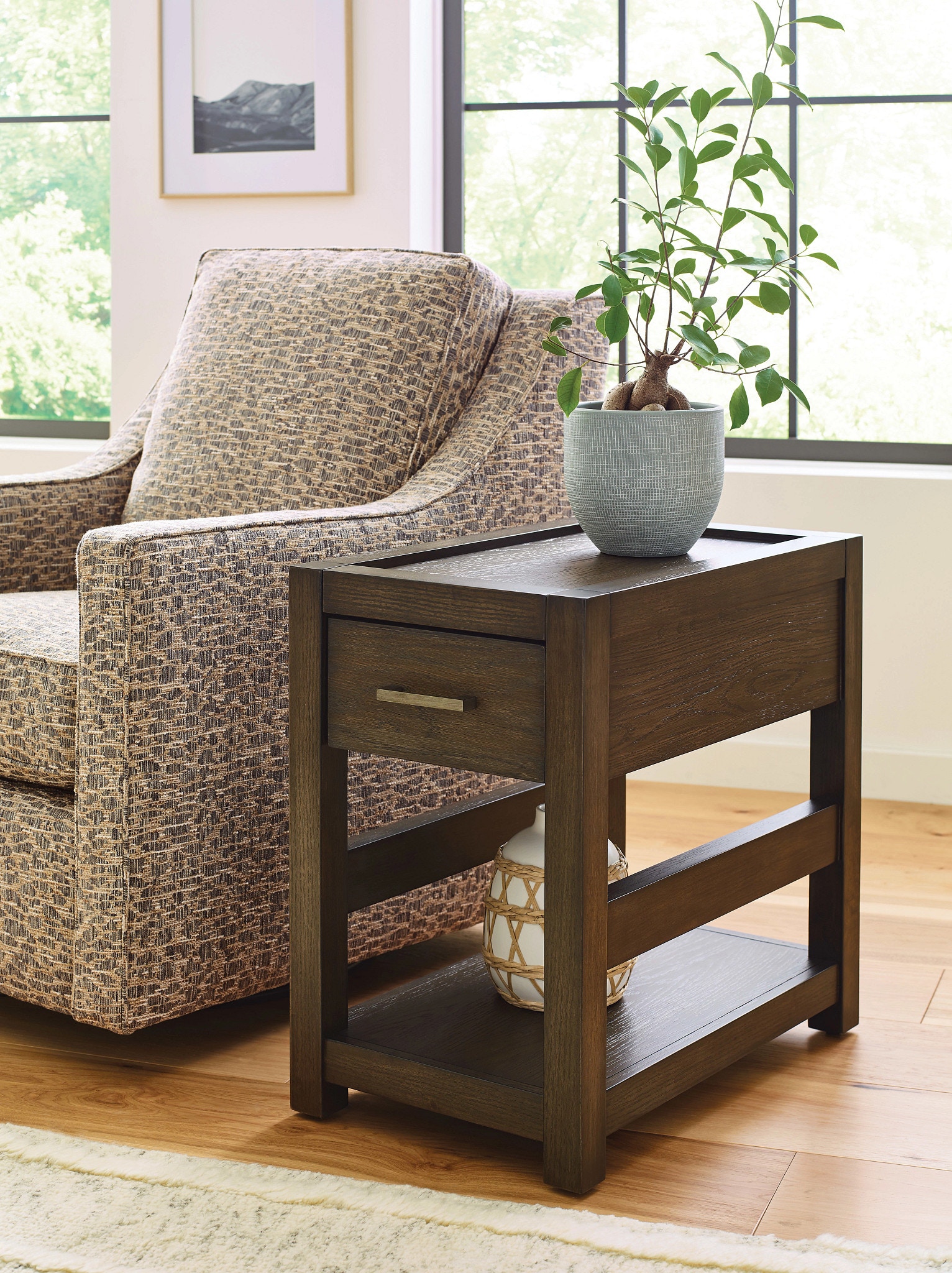 Hammary Living Room Rectangular Drawer Chairside Table 209-916 ...