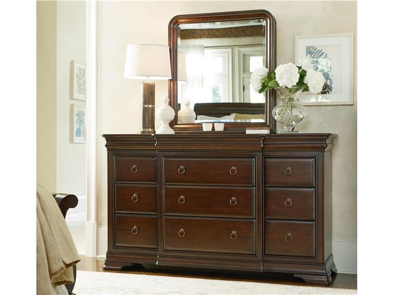 Universal Furniture Bedroom Dresser 581040 Claussens Furniture Lakeland and Winter Haven FL