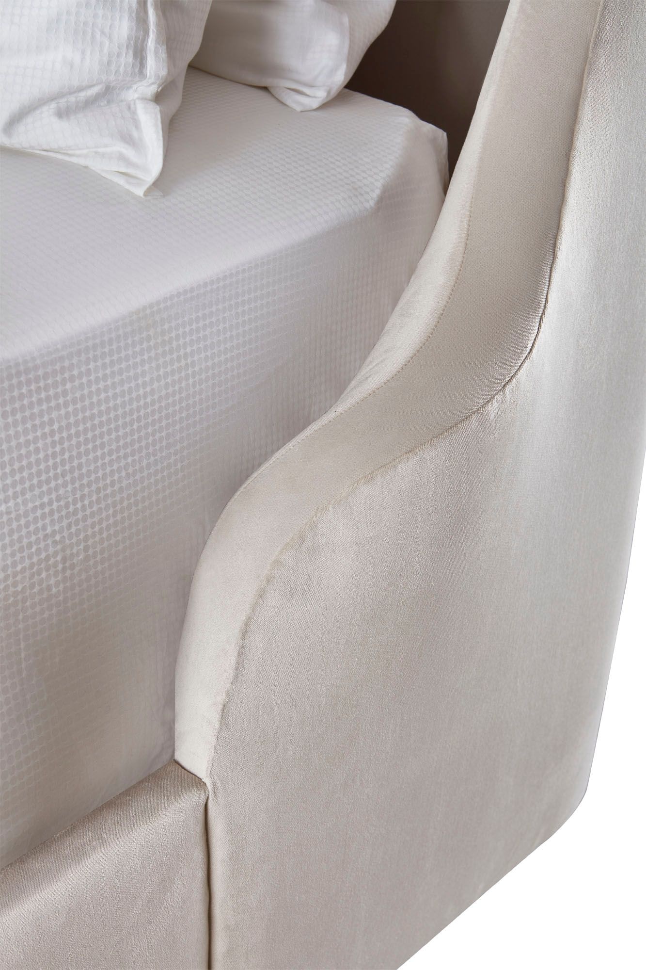 Baker BAA3020Q Bedroom Casanova Queen Bed