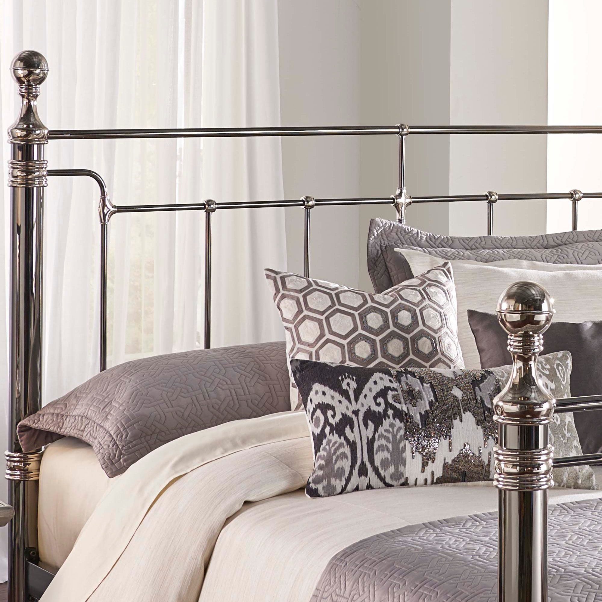 Leggett Platt Bedroom Northbrook Metal Headboard and Footboard Bed Panels with Antique Styling