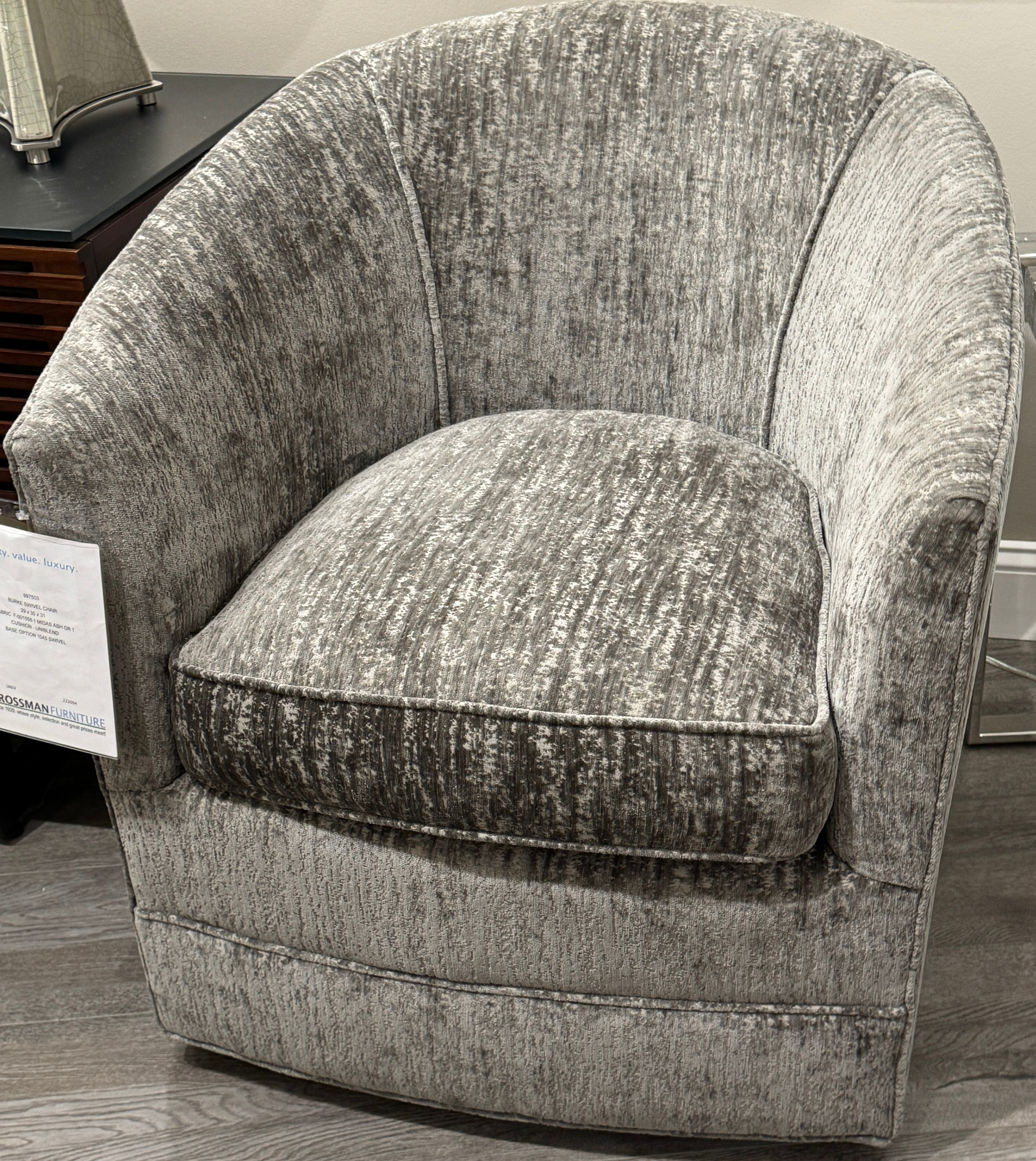 Universal Furniture Living Room Burke Swivel Chair 997503 Grossman Furniture Philadelphia PA