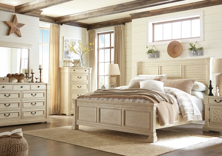 Ashley Bolanburg 5 Piece Queen Bed Set - Portland, OR | Key Home ...