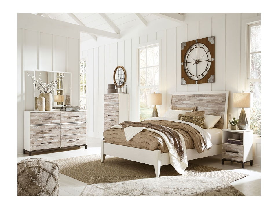 Ashley Evanni 4 Piece Queen Bed Set - Portland, OR | Key Home Furnishings