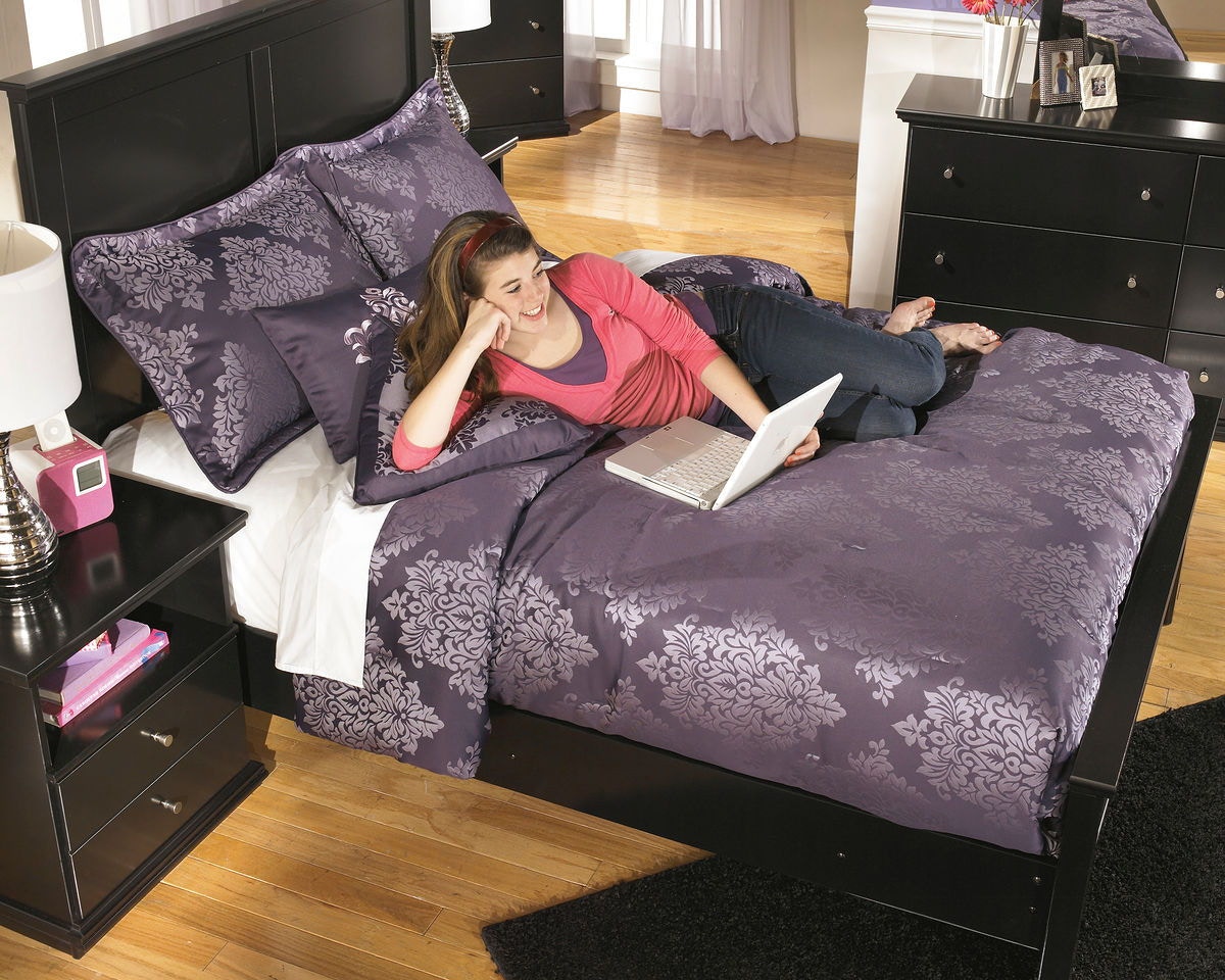Ashley Maribel 8 Piece Full Panel Bedroom Set B138-31-36-46-87-84-86-91 ...