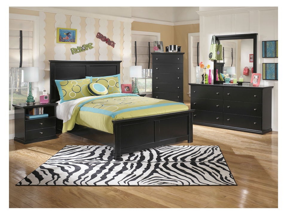 Ashley Maribel 6 Piece Queen Panel Bedroom Set B138-31-36-46-57-54-96 ...