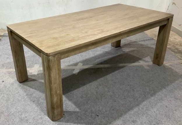 Mango dining table store