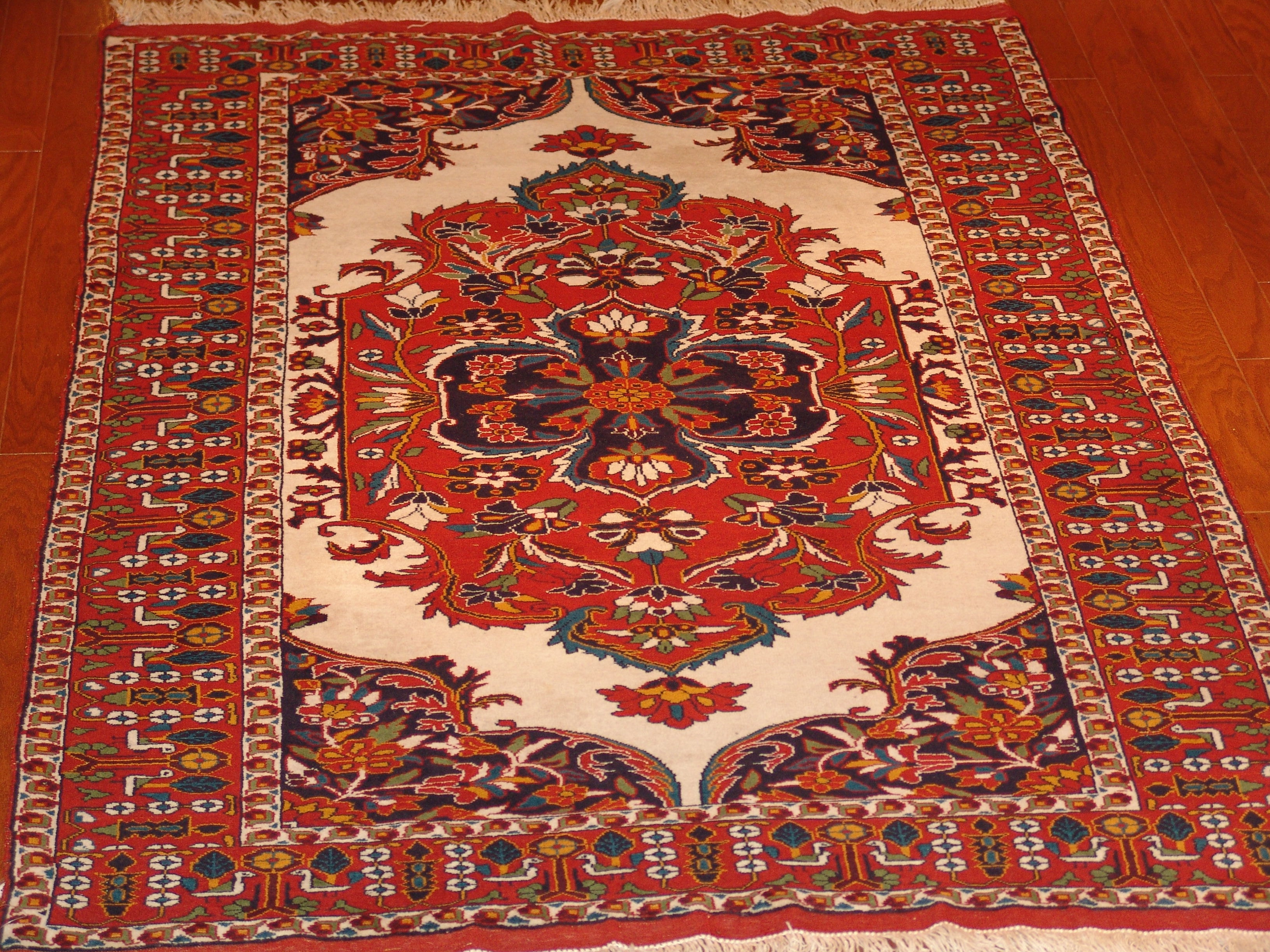 Roya Rugs | Hickory Furniture Mart | Hickory, NC