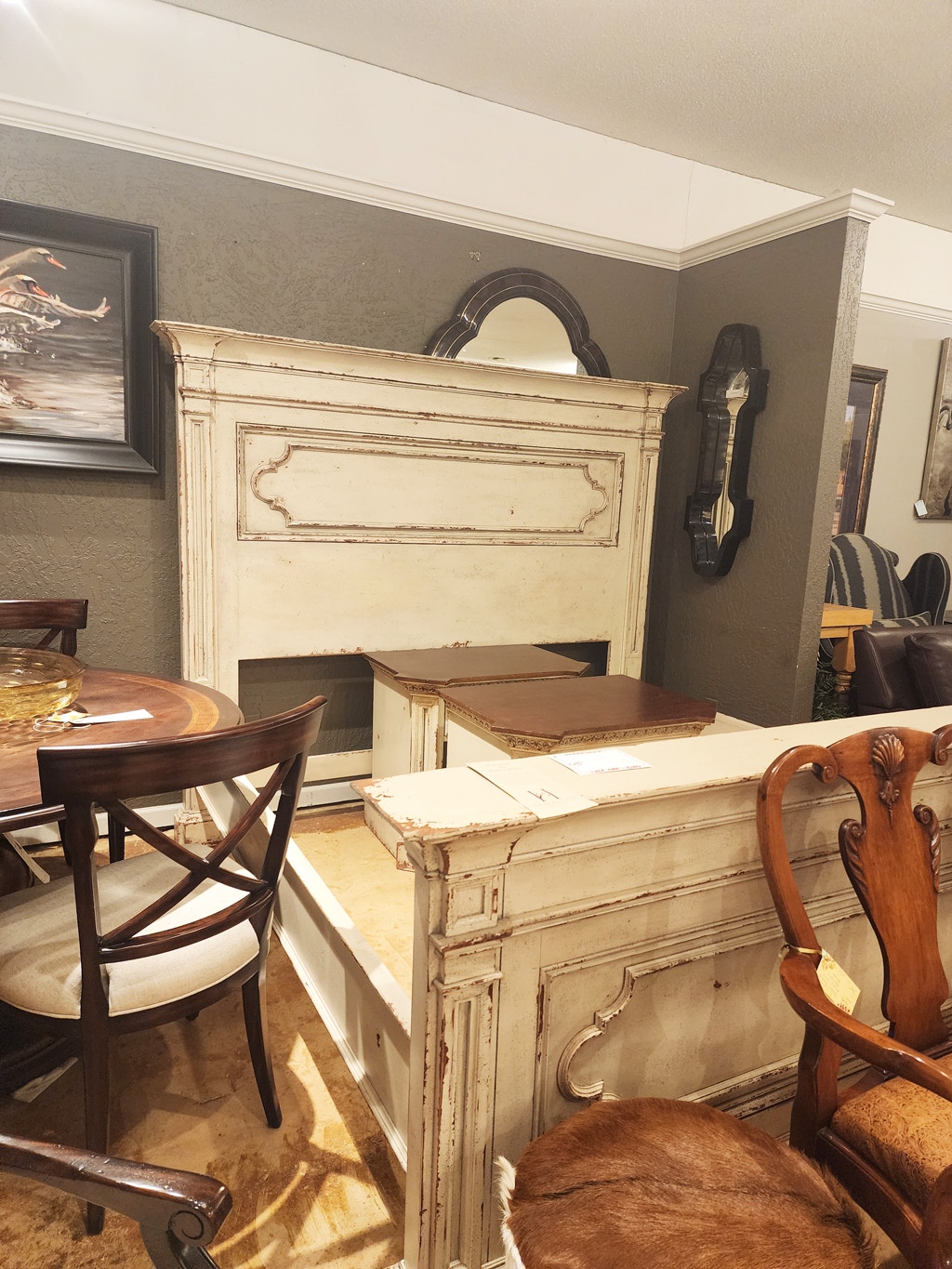 Lion's Den Interiors Bedroom King Bed and 2 Side Tables by Habersham ...