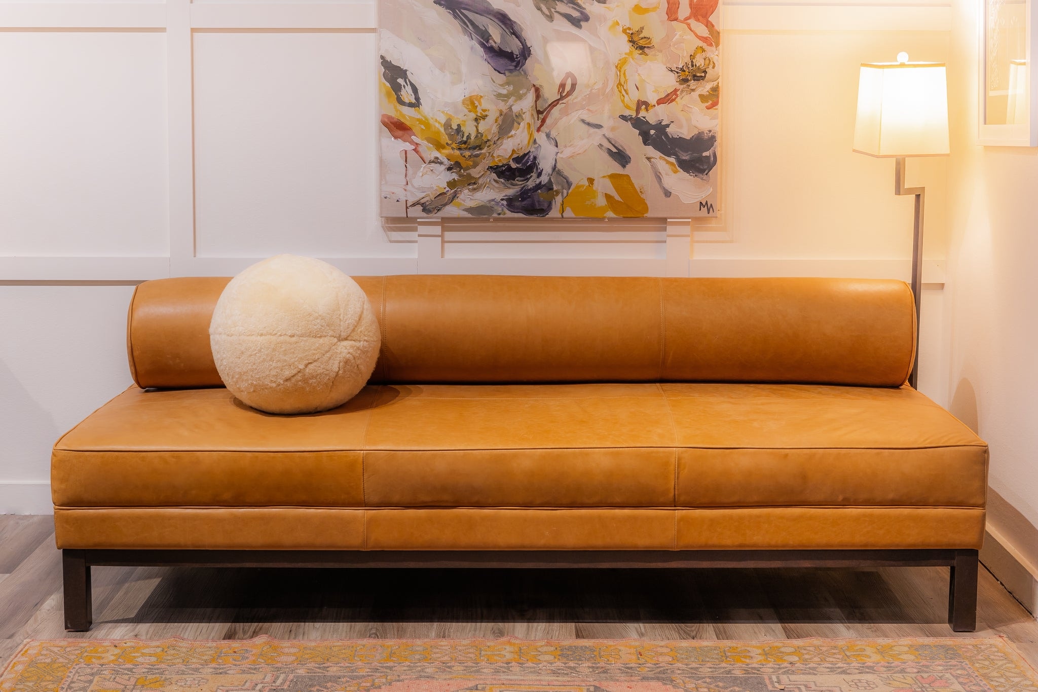 Heritage Furniture Gallery Bedroom Metairie Day Bed by Olivia and Quinn 2282 | Hickory Furniture