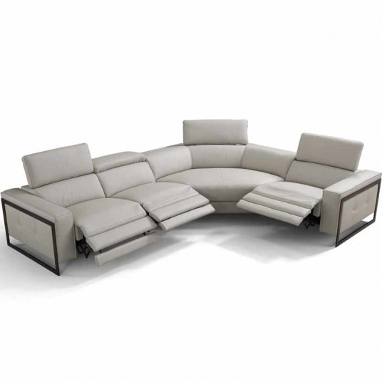Incanto sectional store