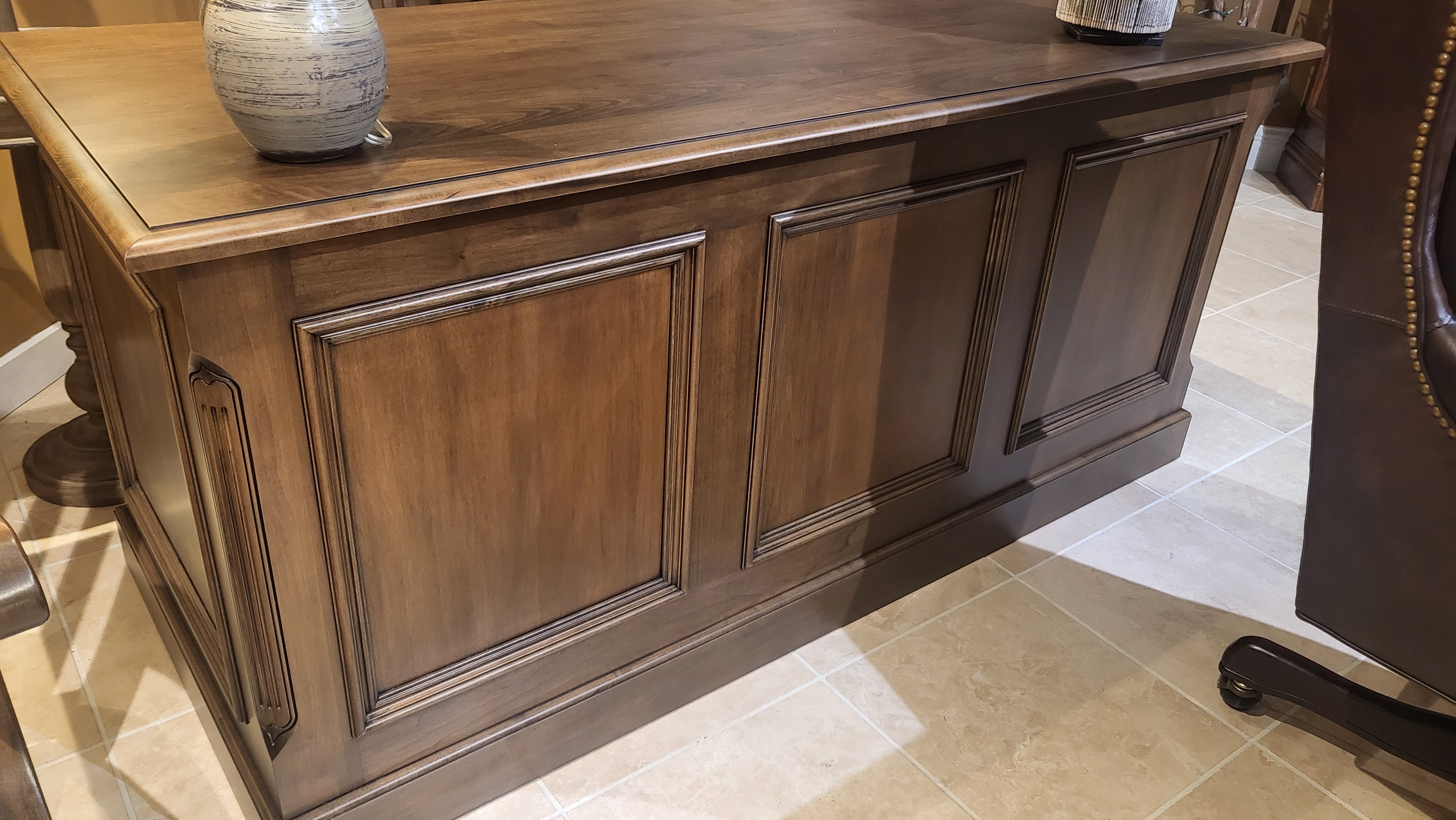 Amish Oak & Cherry Clearance Center Home Office Kingston Executive Desk ...