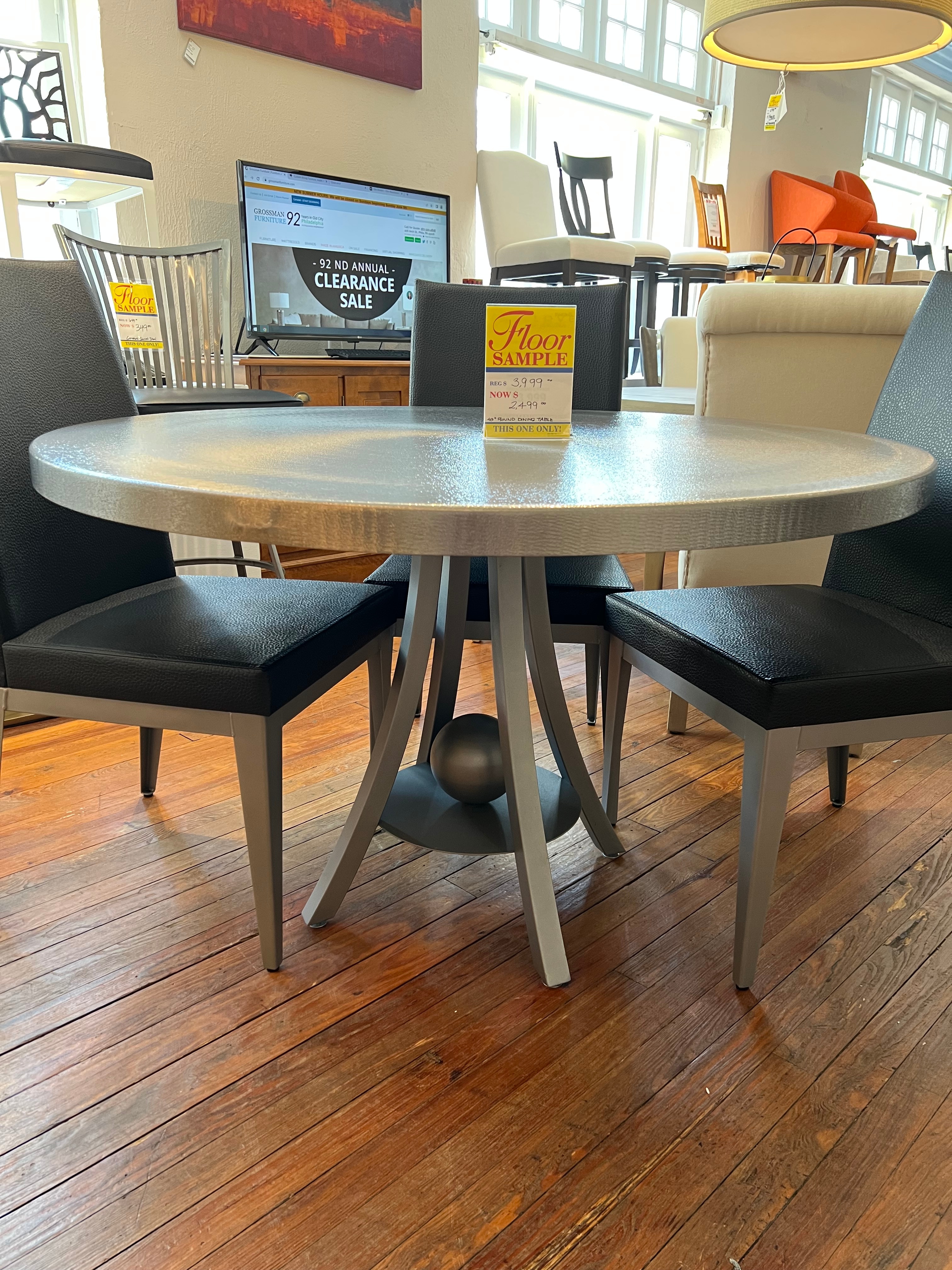 Dining Tables Philadelphia | Grossman Furniture