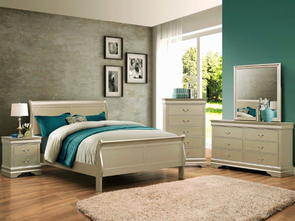 Louis Philip King Bed