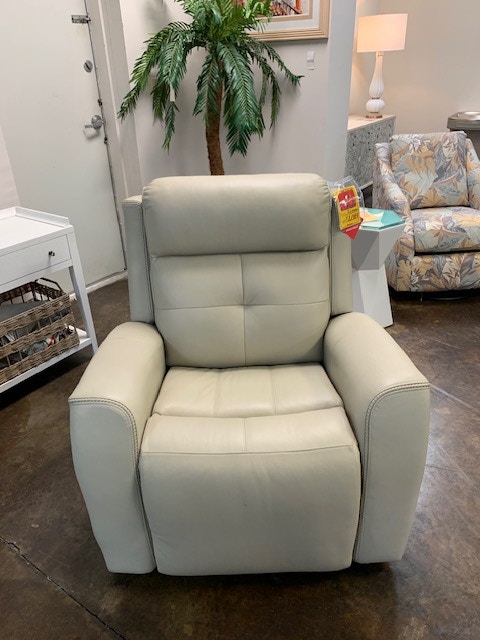 Clearance Furniture - J&K Home Furnishings - Myrtle Beach, SC and ...