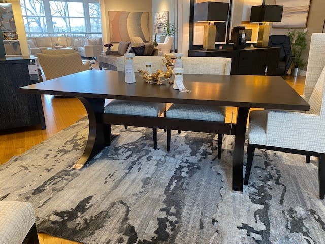 Aria Dining Table