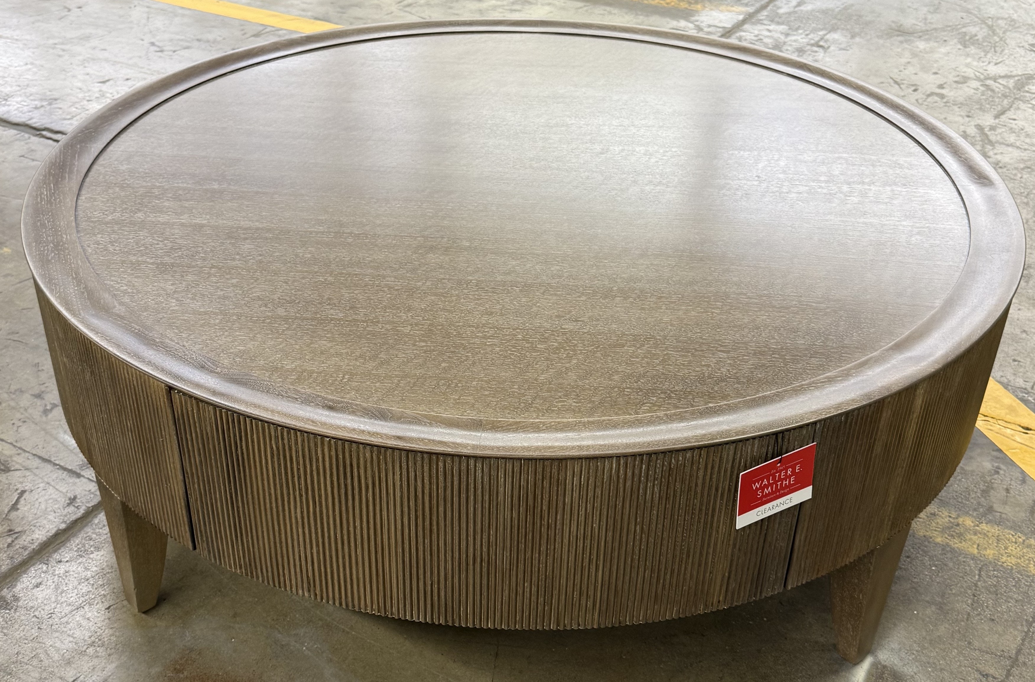 Reeded Round Cocktail Table