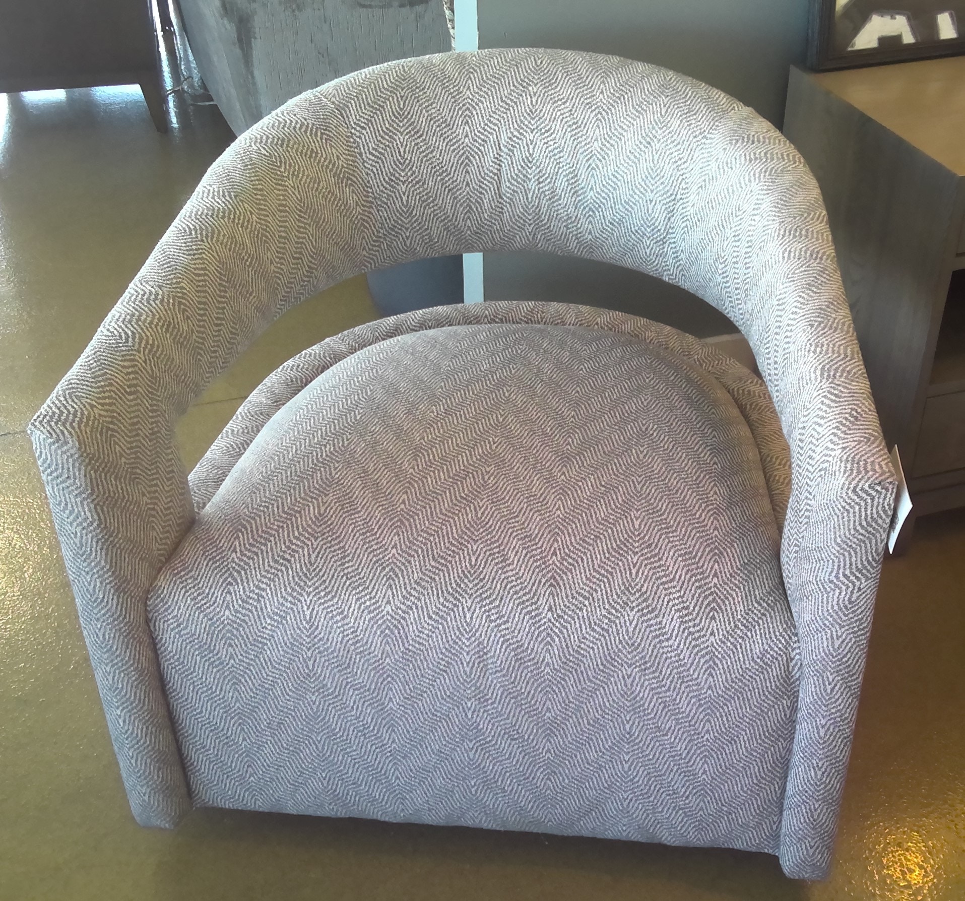 Raylen Swivel Chair