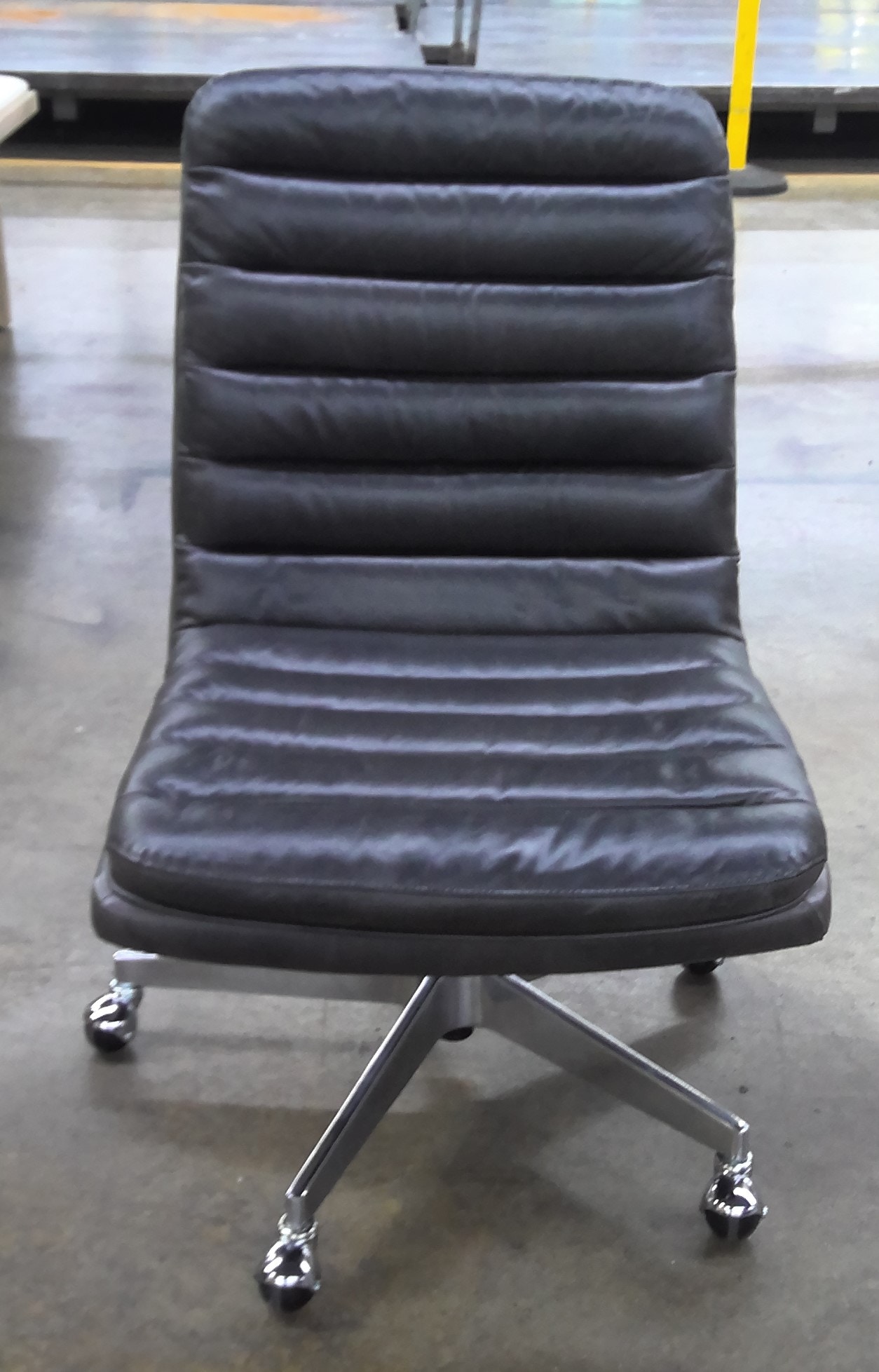 EC Executive Swivel Tilt Chair